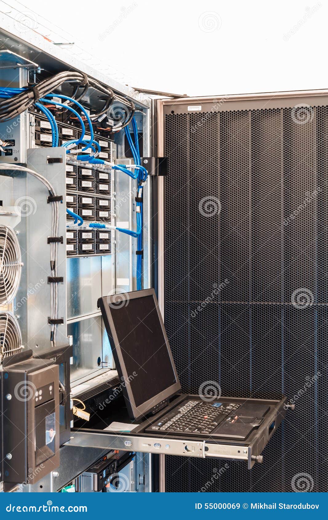Management Console in Enterprise Server Stock Image - Image of button ...