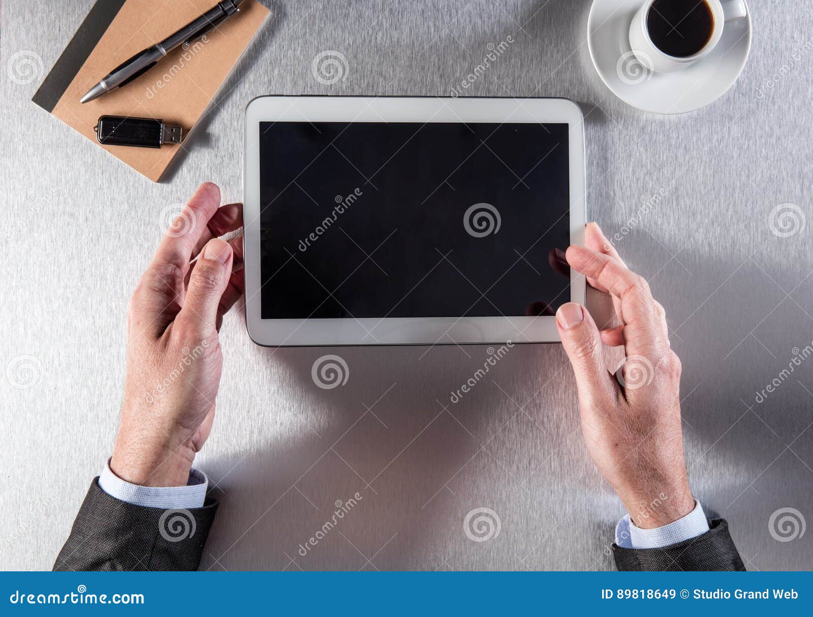 Connected Presentation Intro, Gradient Modern Transparent Layout ...