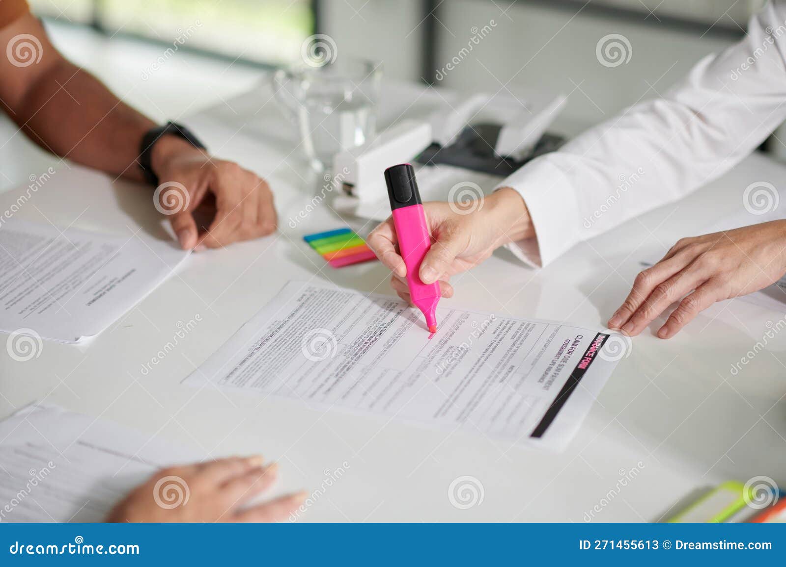 Manager Highlighting Part of Text Stock Image - Image of strategy ...