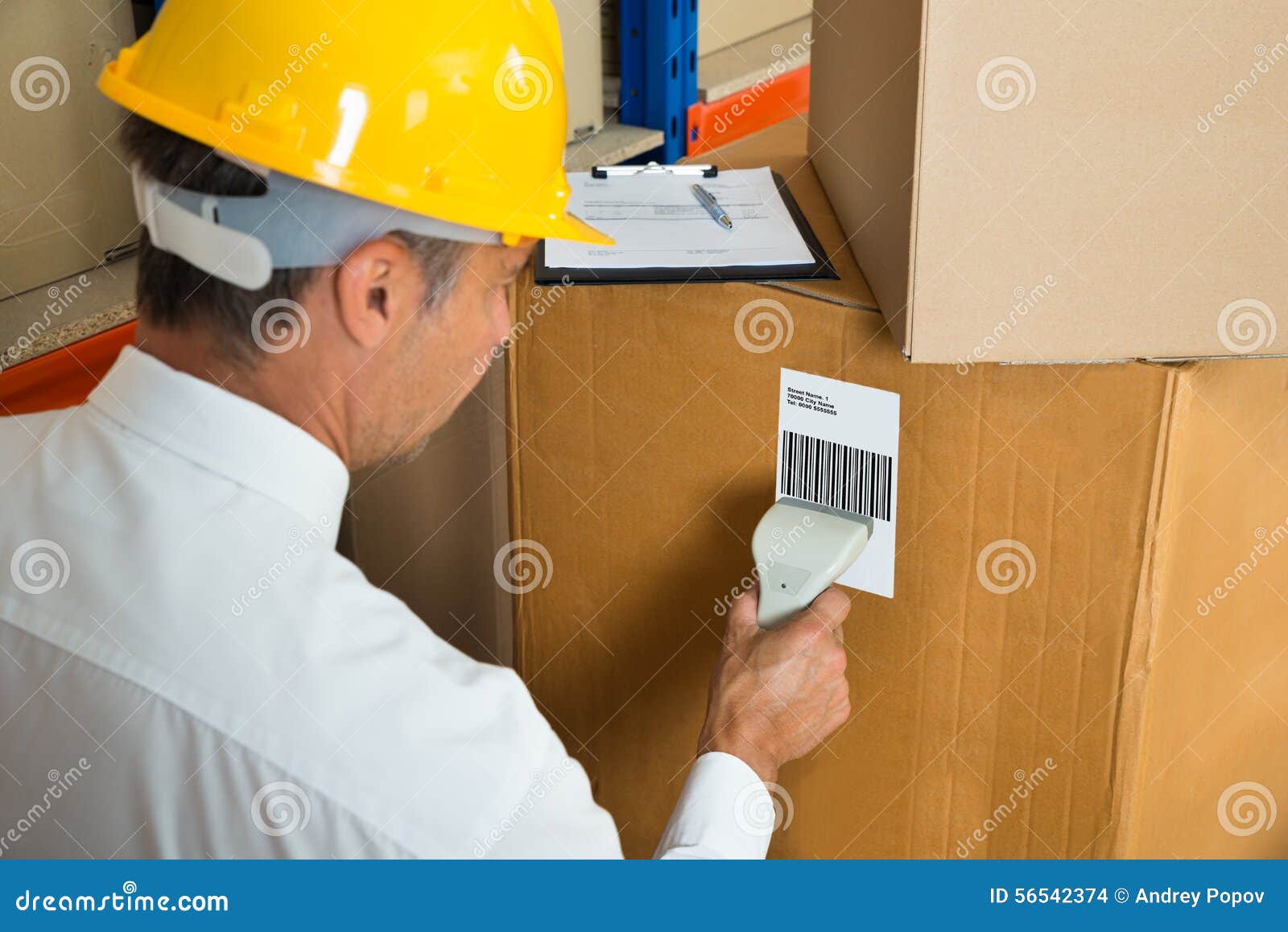 Manager Scanning Cardboard Box with Barcode Scanner Stock Photo - Image ...