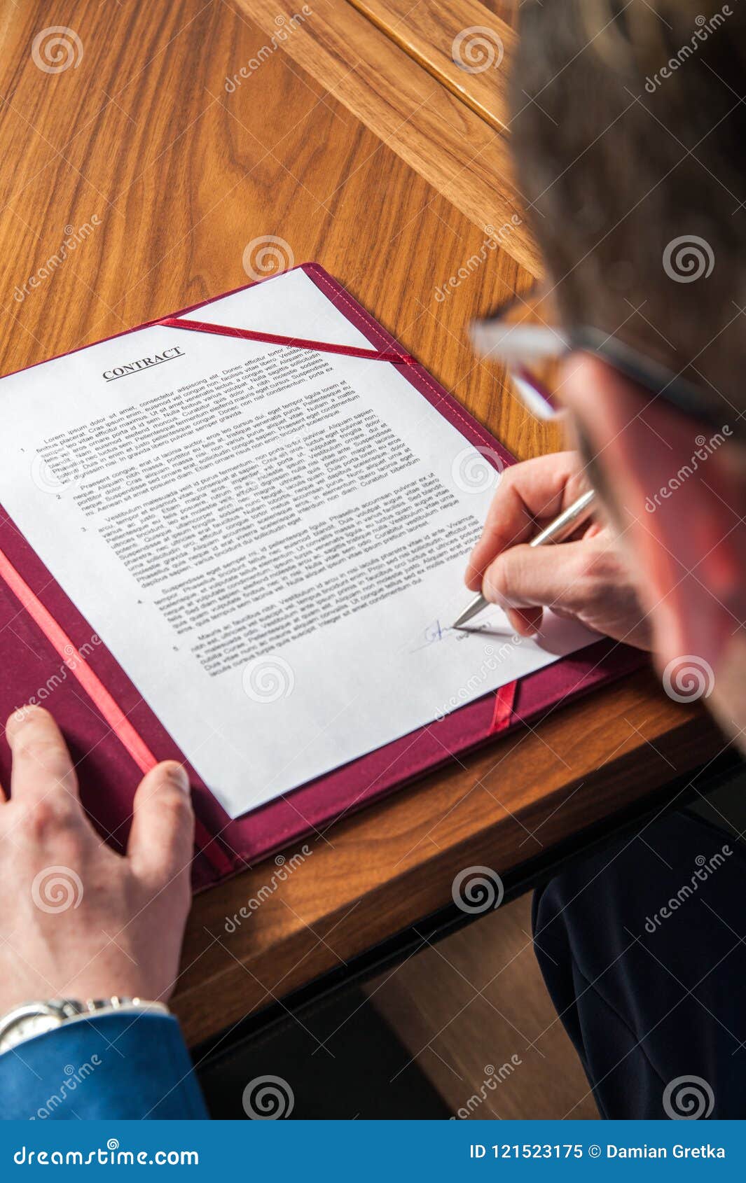 The Manager Signs the Official Contract on the Parties` Agreement Stock ... The Manager Signs the Official Contract on the Parties` Agreement Stock ...