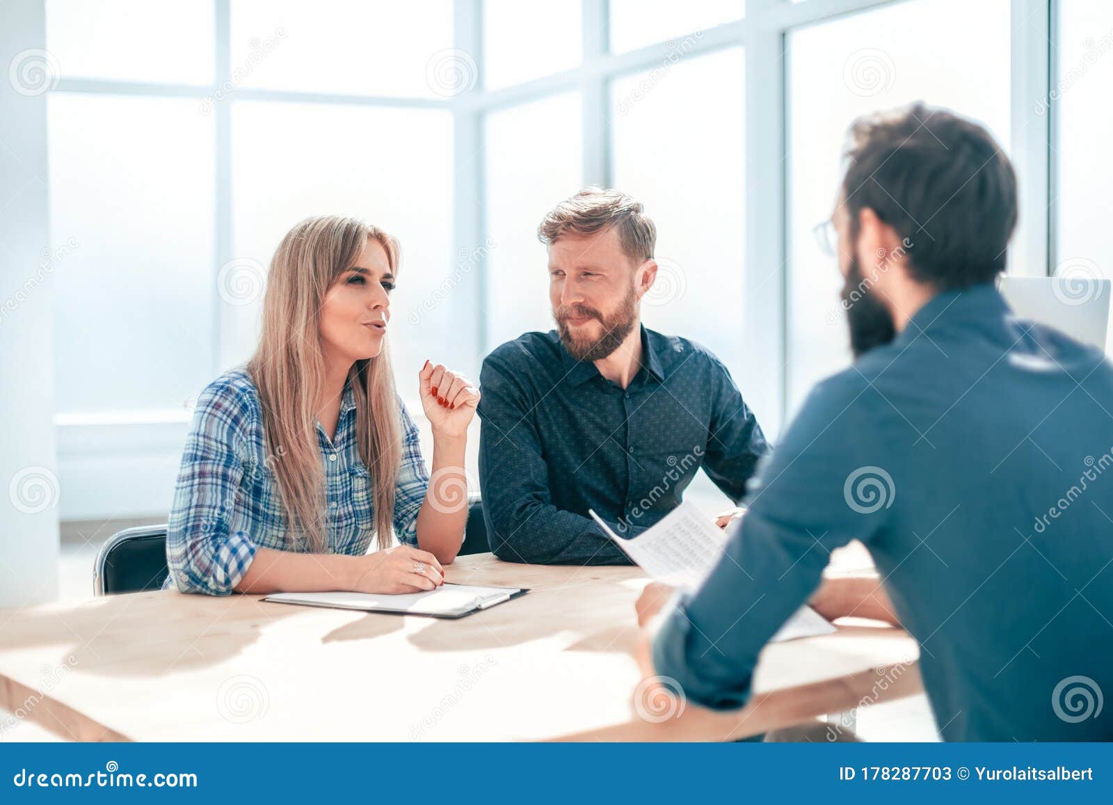 Managers Ask Questions To the Applicant during the Interview Stock ...