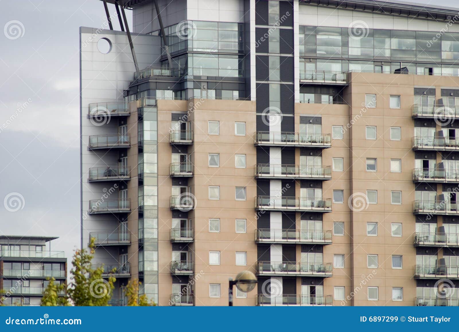Manchester Apartments stock image. Image of quays, apartments - 6897299