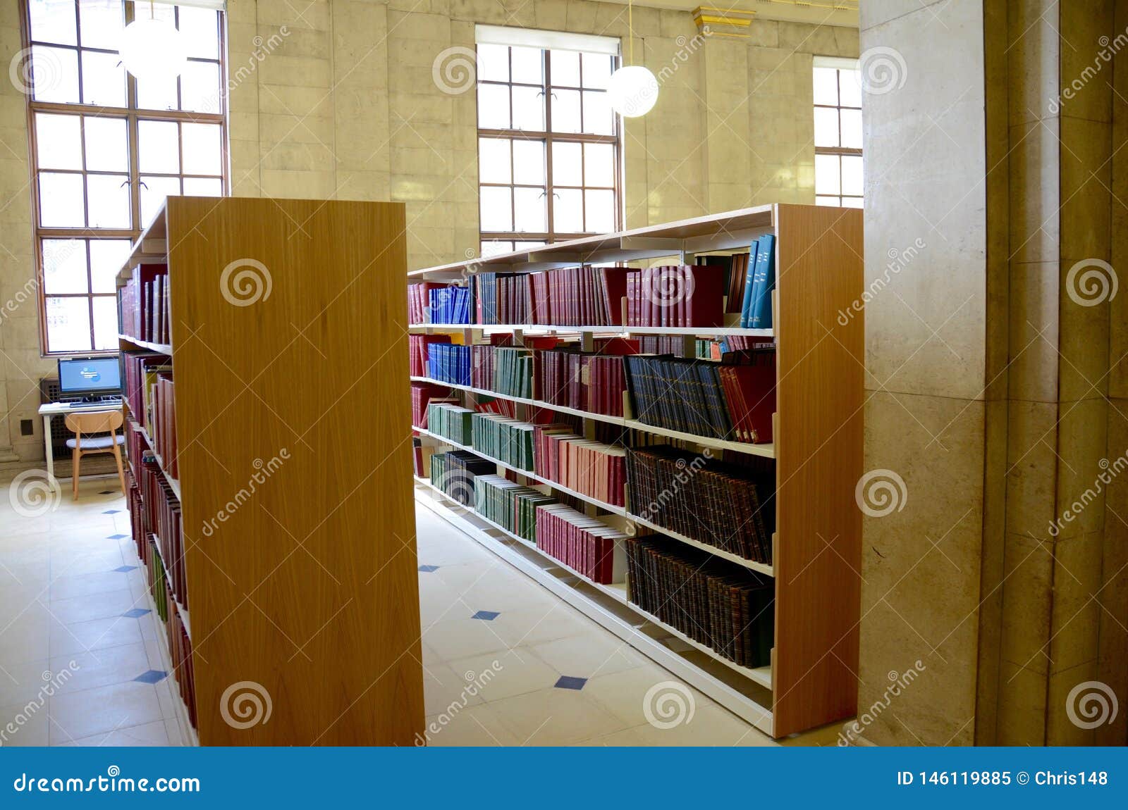 Manchester central library editorial image. Image of shelves - 146119885