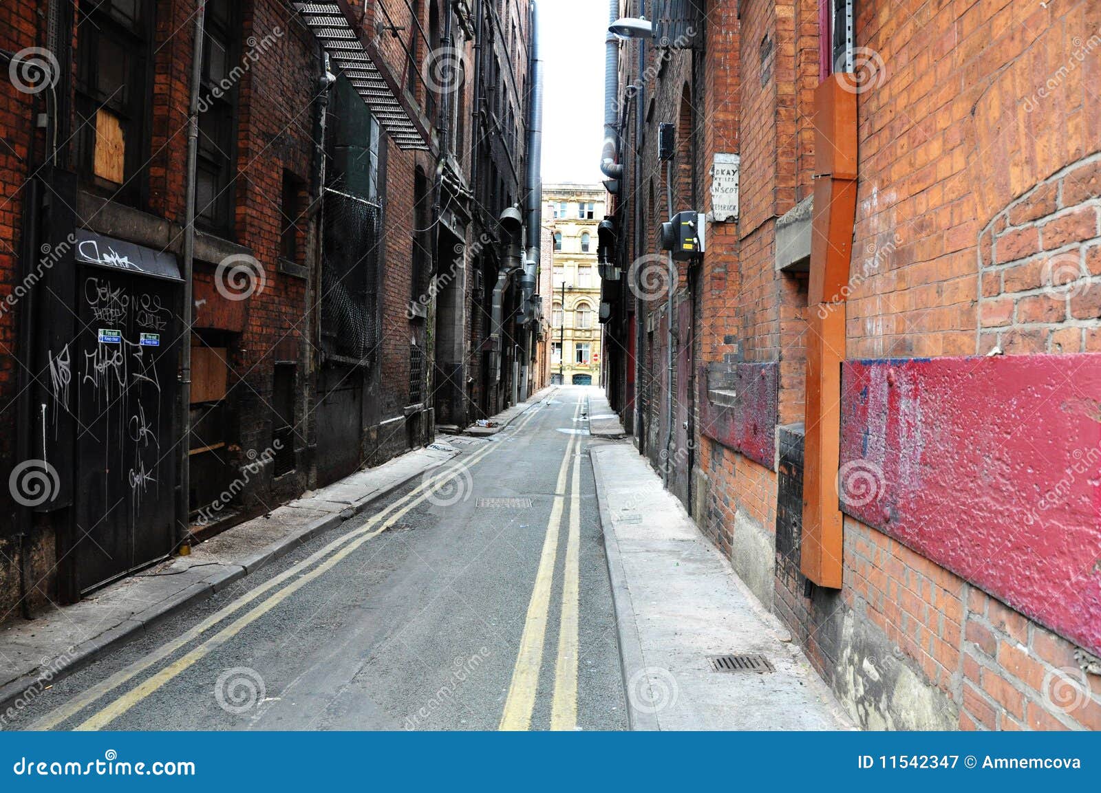 Manchester street stock image. Image of great, backstreet - 11542347
