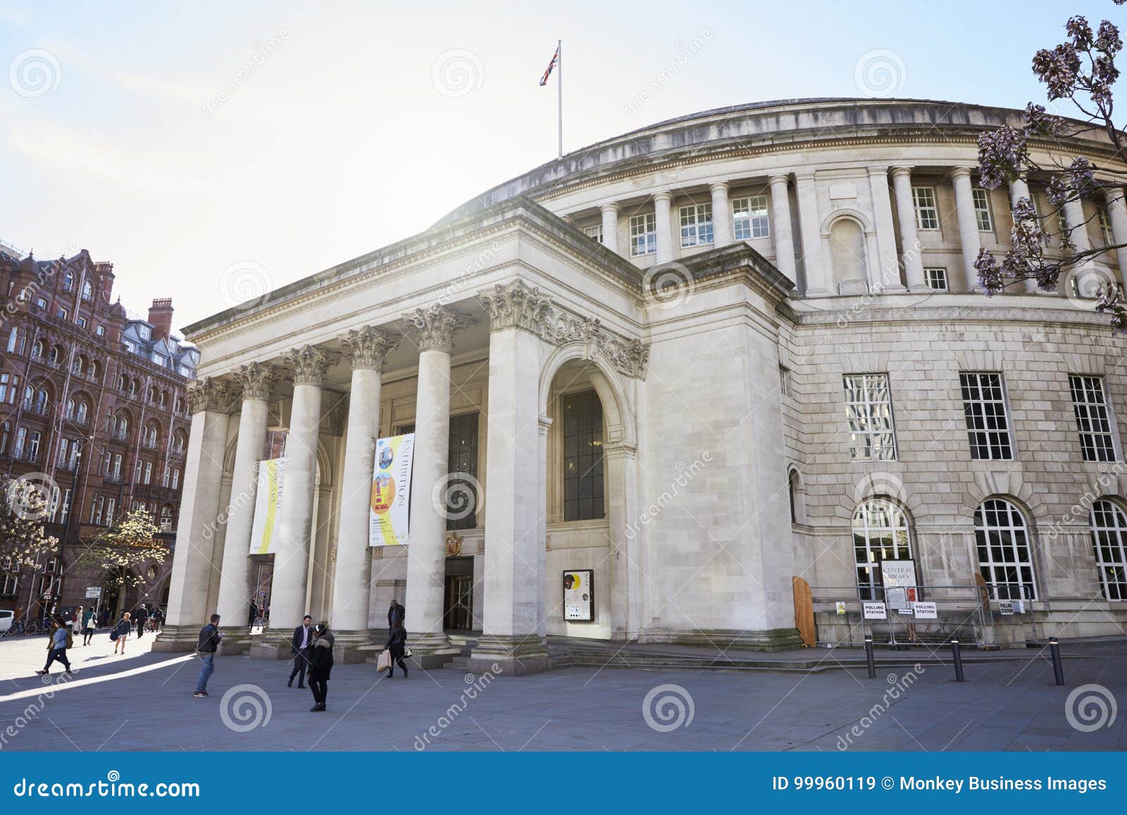 Manchester, UK - 4 May 2017: Exterior of Manchester Library Building ...