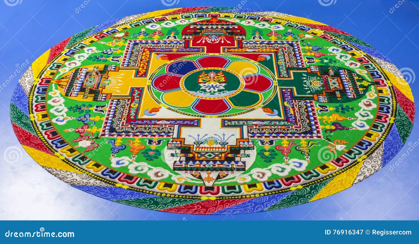 Mandala de sable image stock. Image du fragment, conception - 76916347