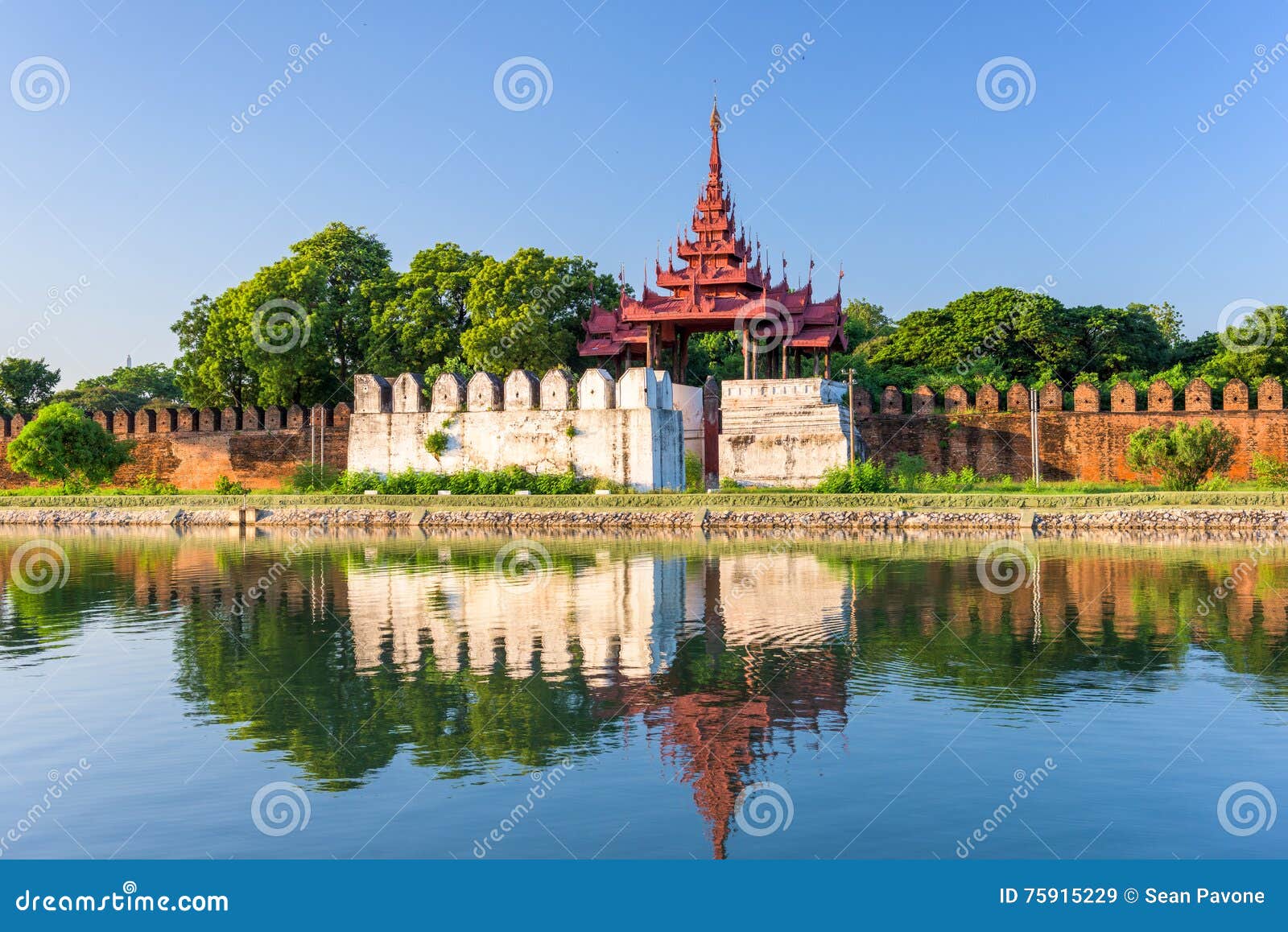 Mandalay Palace Moat stock image. Image of kingdom, famed - 75915229