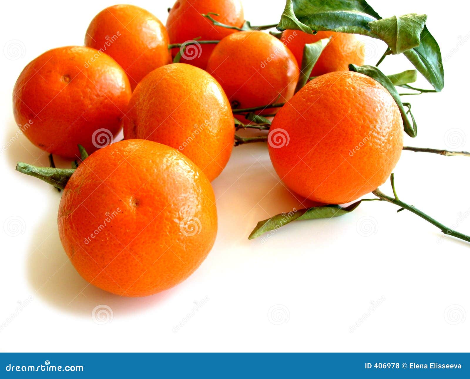 Mandarijnen Met Bladeren Op Wit 2 Stock Foto - Image of sinaasappelen ...