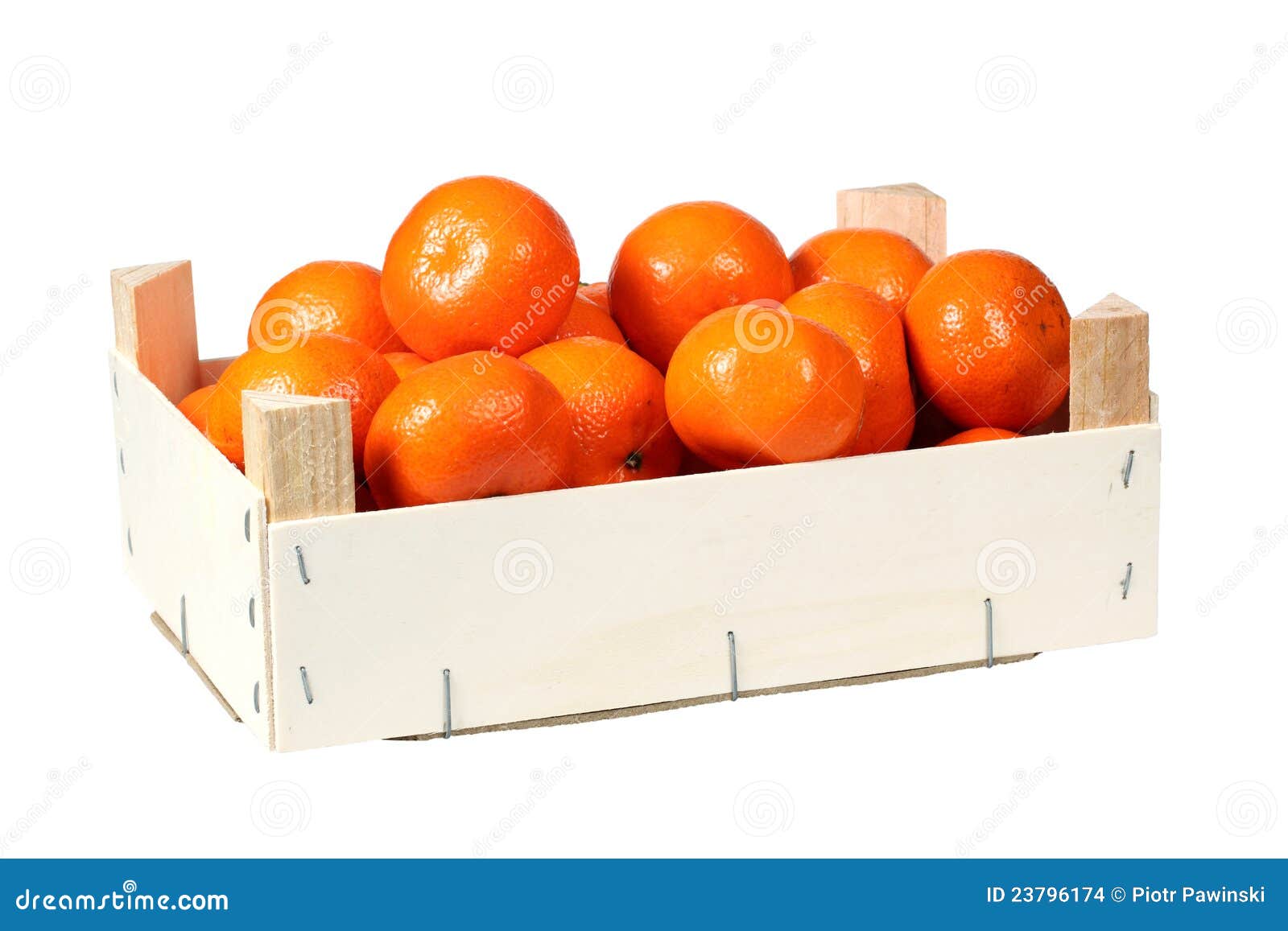 Mandarins in wooden box stock photo. Image of fruite - 23796174