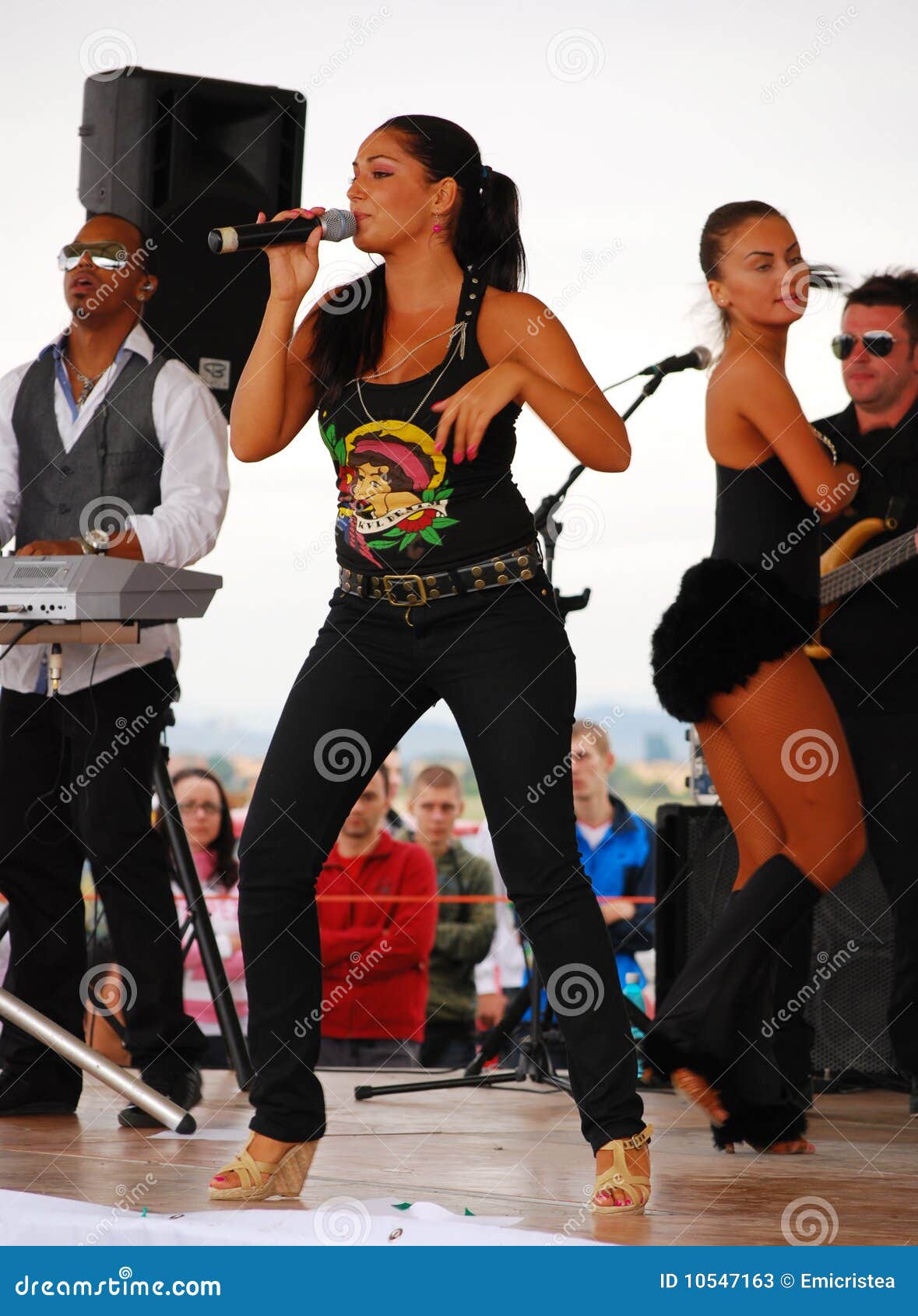 Mandinga editorial stock photo. Image of scene, woman - 10547163