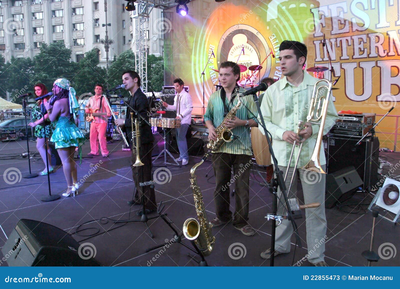 Mandinga band editorial stock photo. Image of sing, beautiful - 22855473