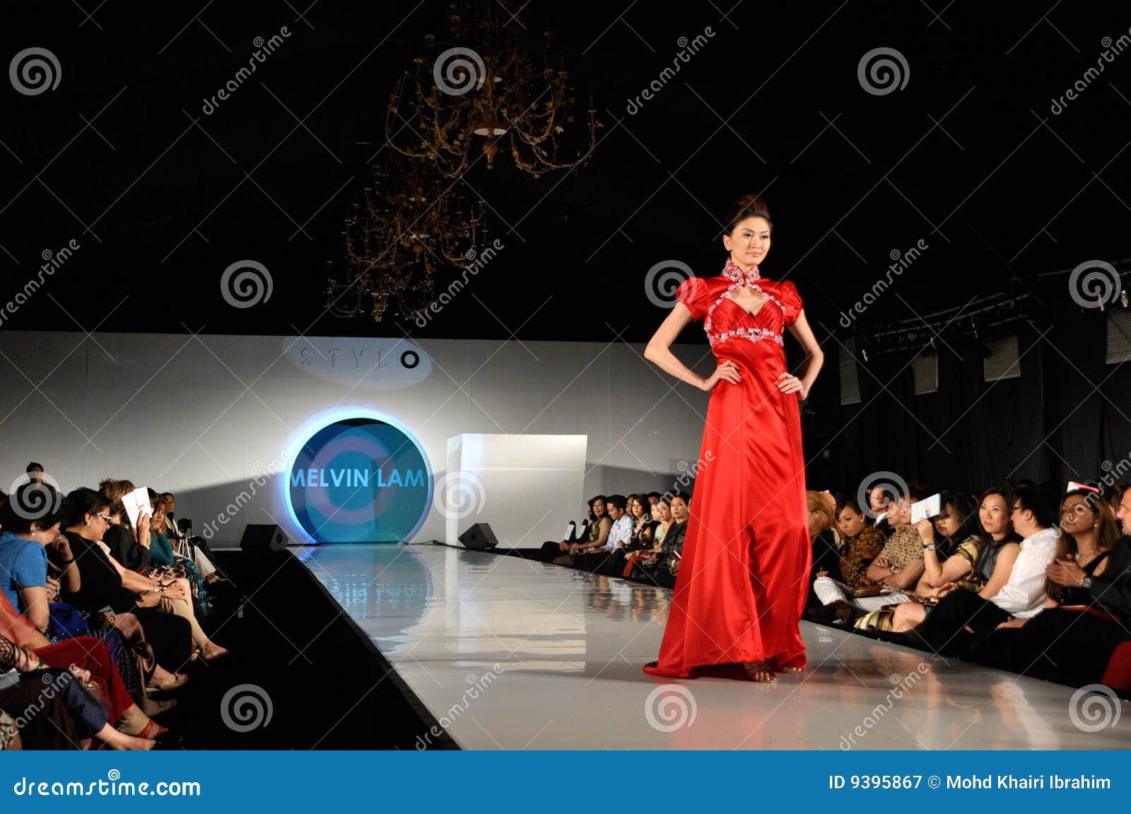 Manera fotografía editorial. Imagen de manera, muchacha - 9395867