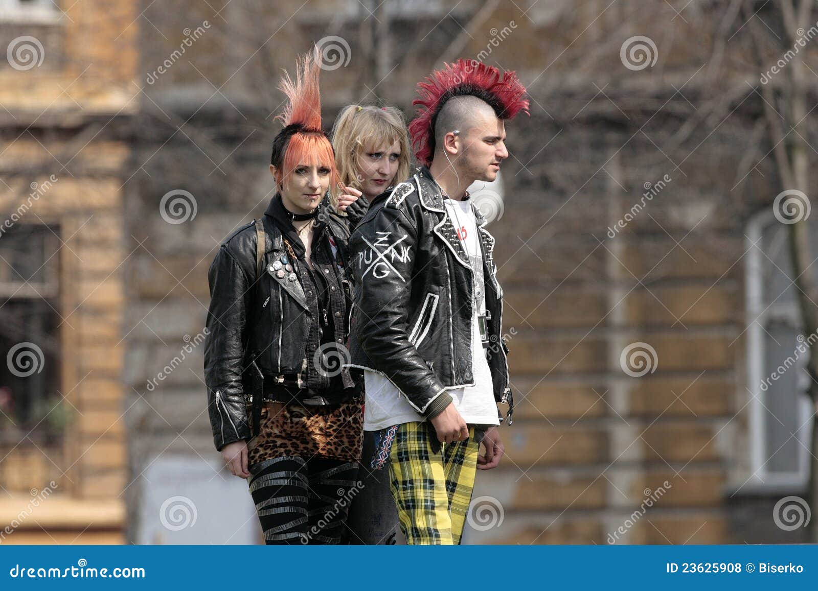 Manera punky foto de archivo editorial. Imagen de urbano - 23625908