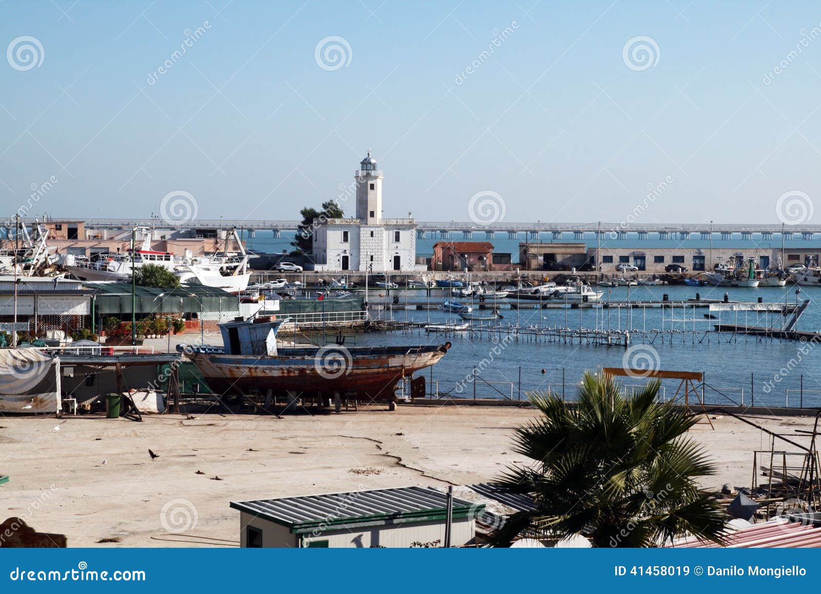 Manfredonia harbour editorial stock image. Image of tourism - 41458019