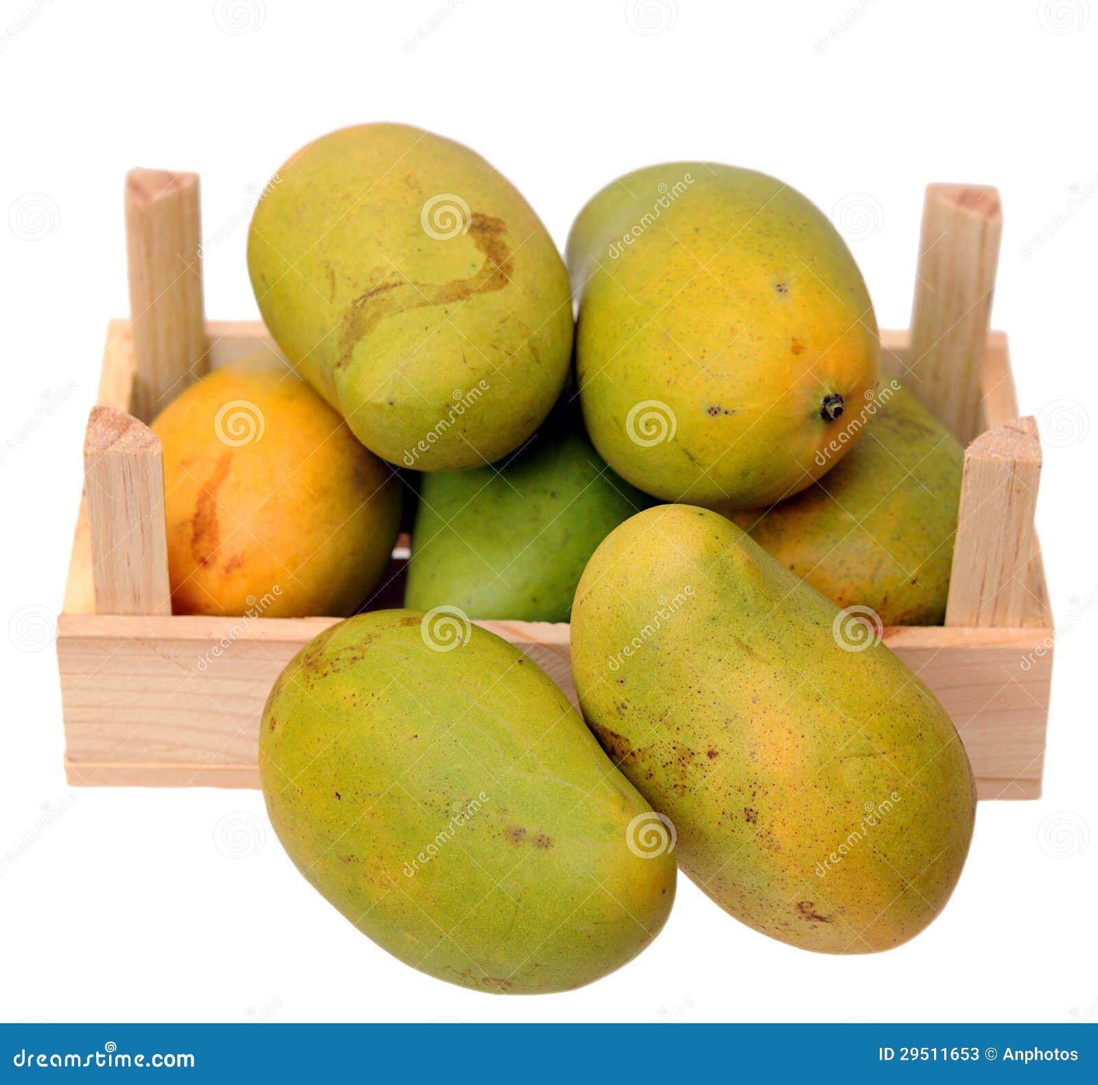 Manghi immagine stock. Immagine di saporito, mango, intero - 29511653
