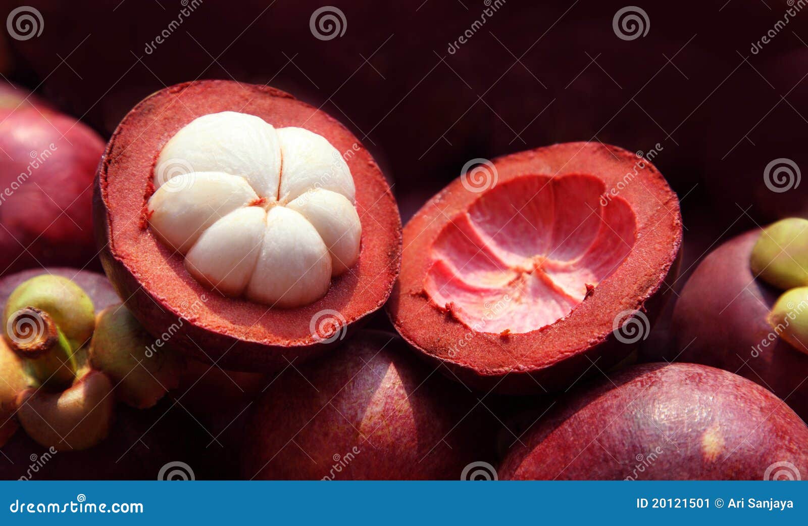 Mangistan fruit stock image. Image of eating, mangosteen - 20121501