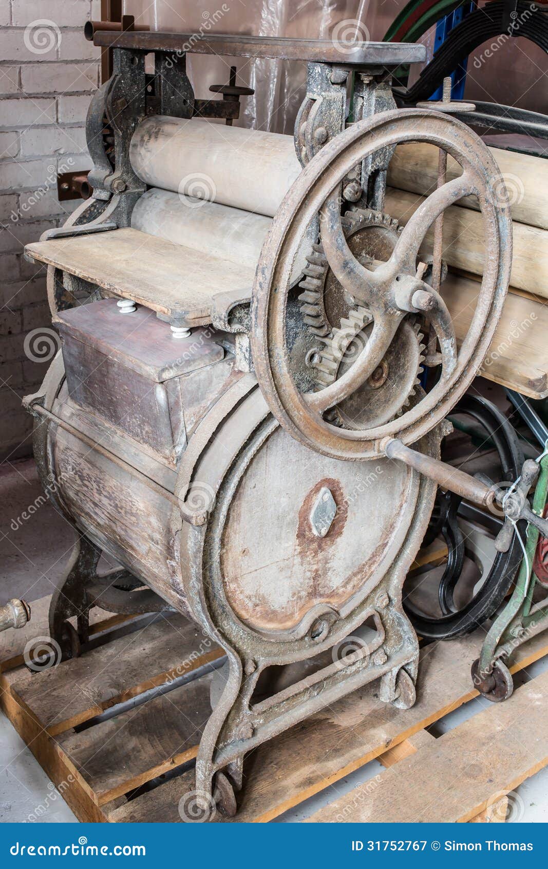 Mangle stock image. Image of clean, washing, machine - 31752767