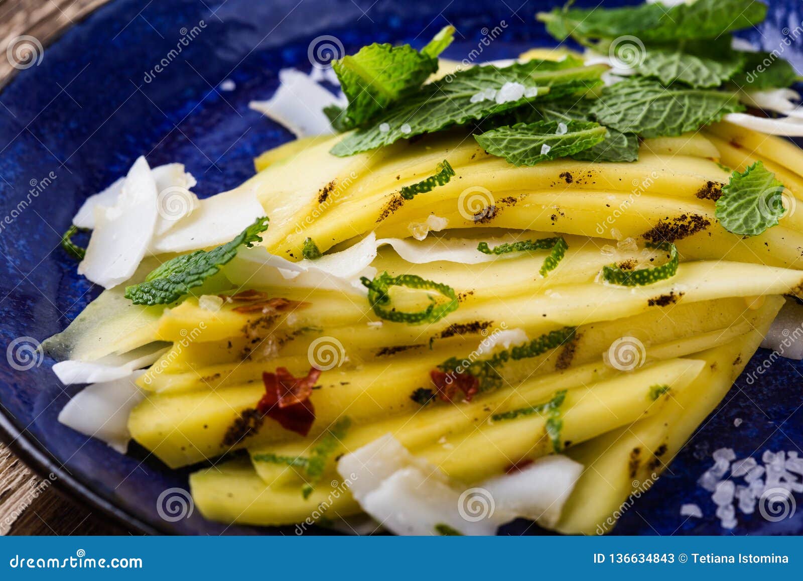 Mango Appetizer with Coconut and Chilli Stock Image - Image of slice ...