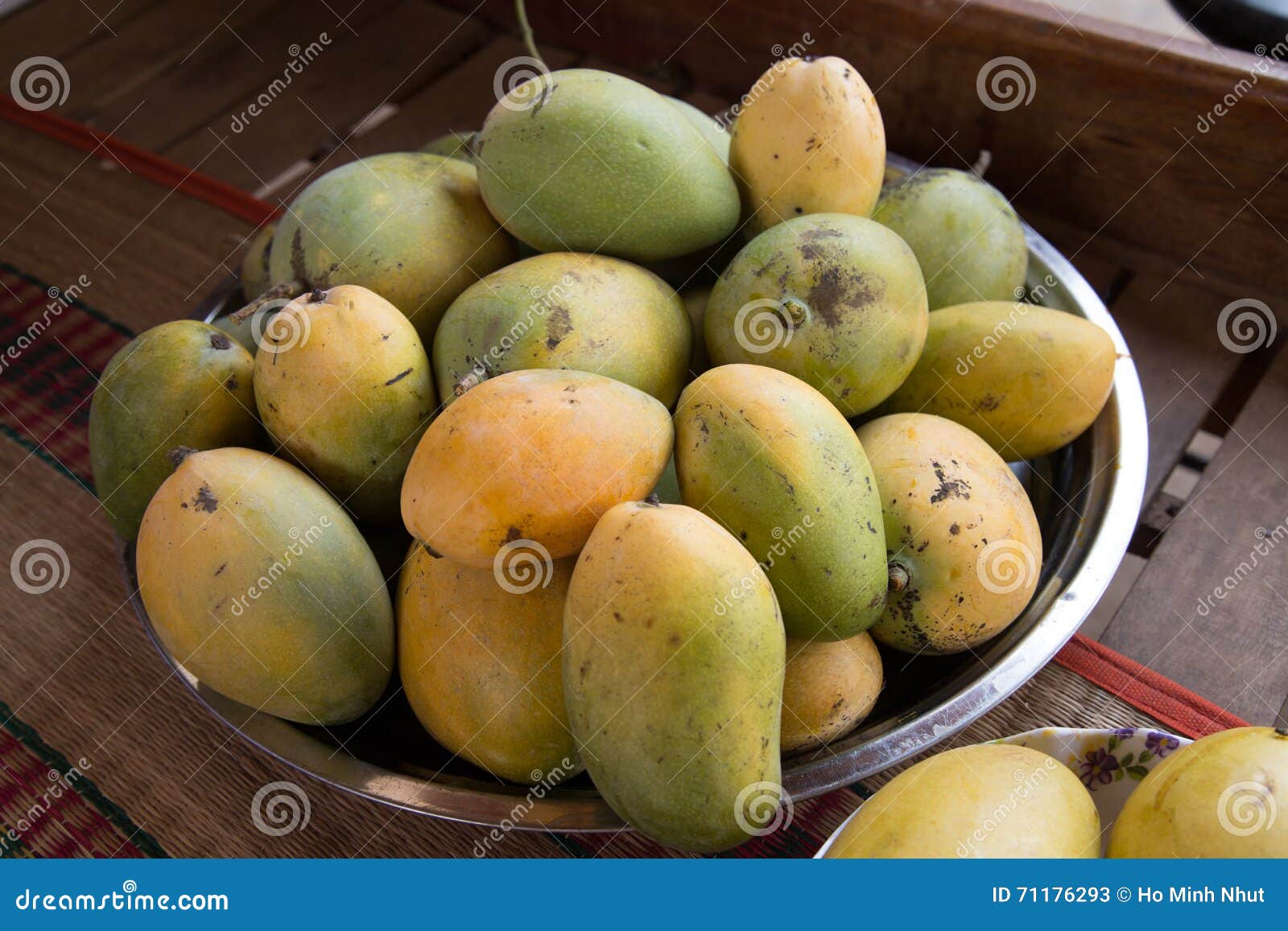 Mango at Asia - Cambodia - Vietnam Stock Image - Image of nutrition ...