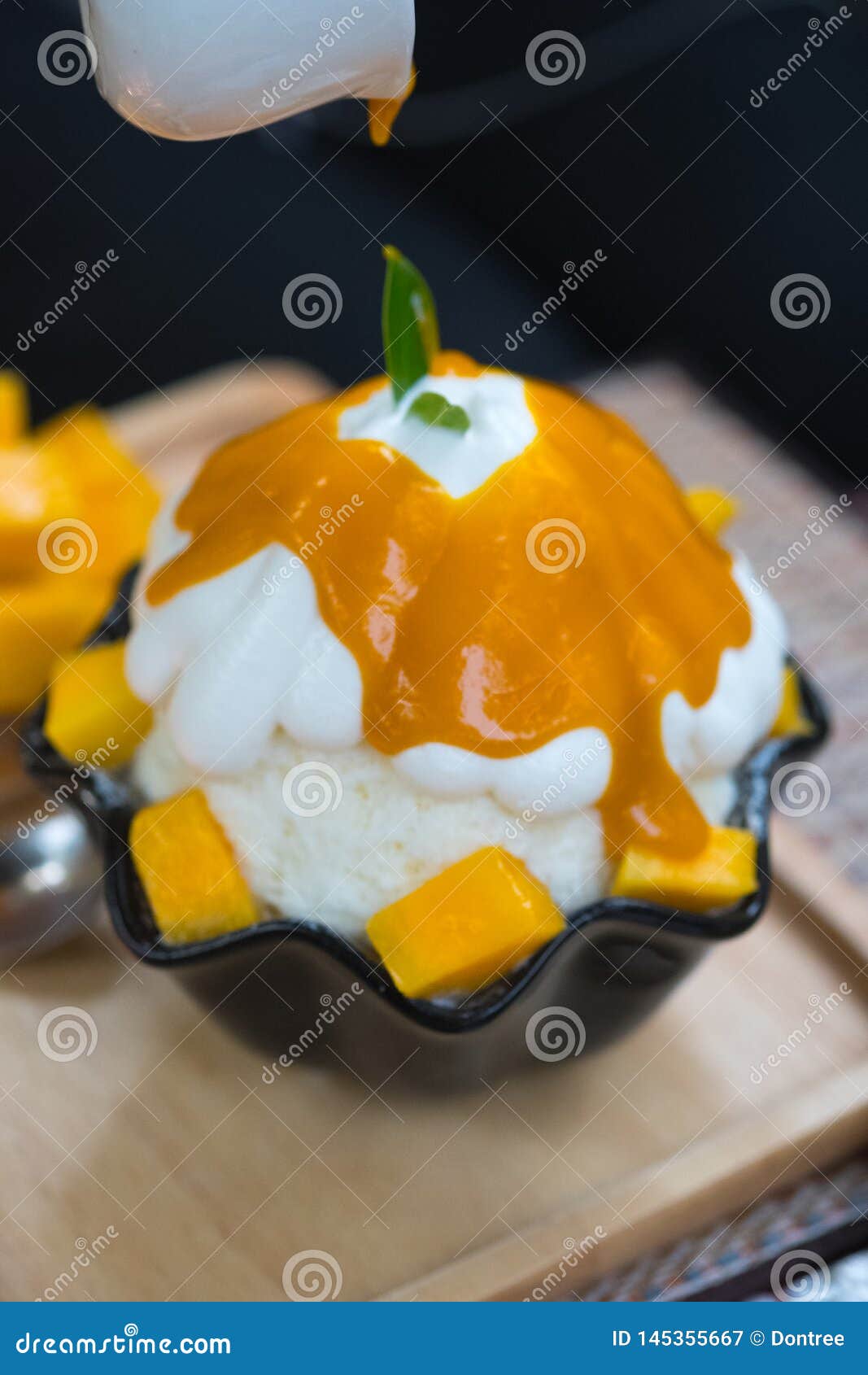 Mango Bingsu Korea Dessert Poured Mango Sauce Stock Image - Image of ...