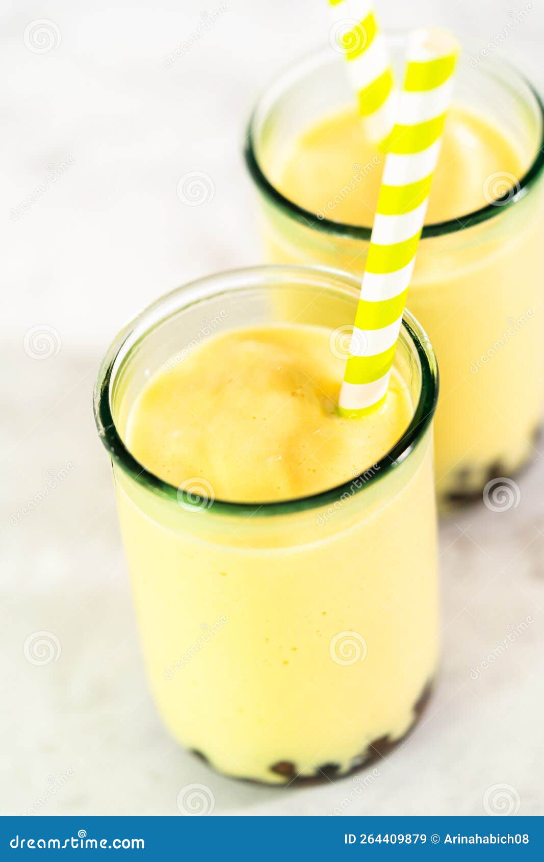 Mango boba smoothie stock image. Image of preparing - 264409879