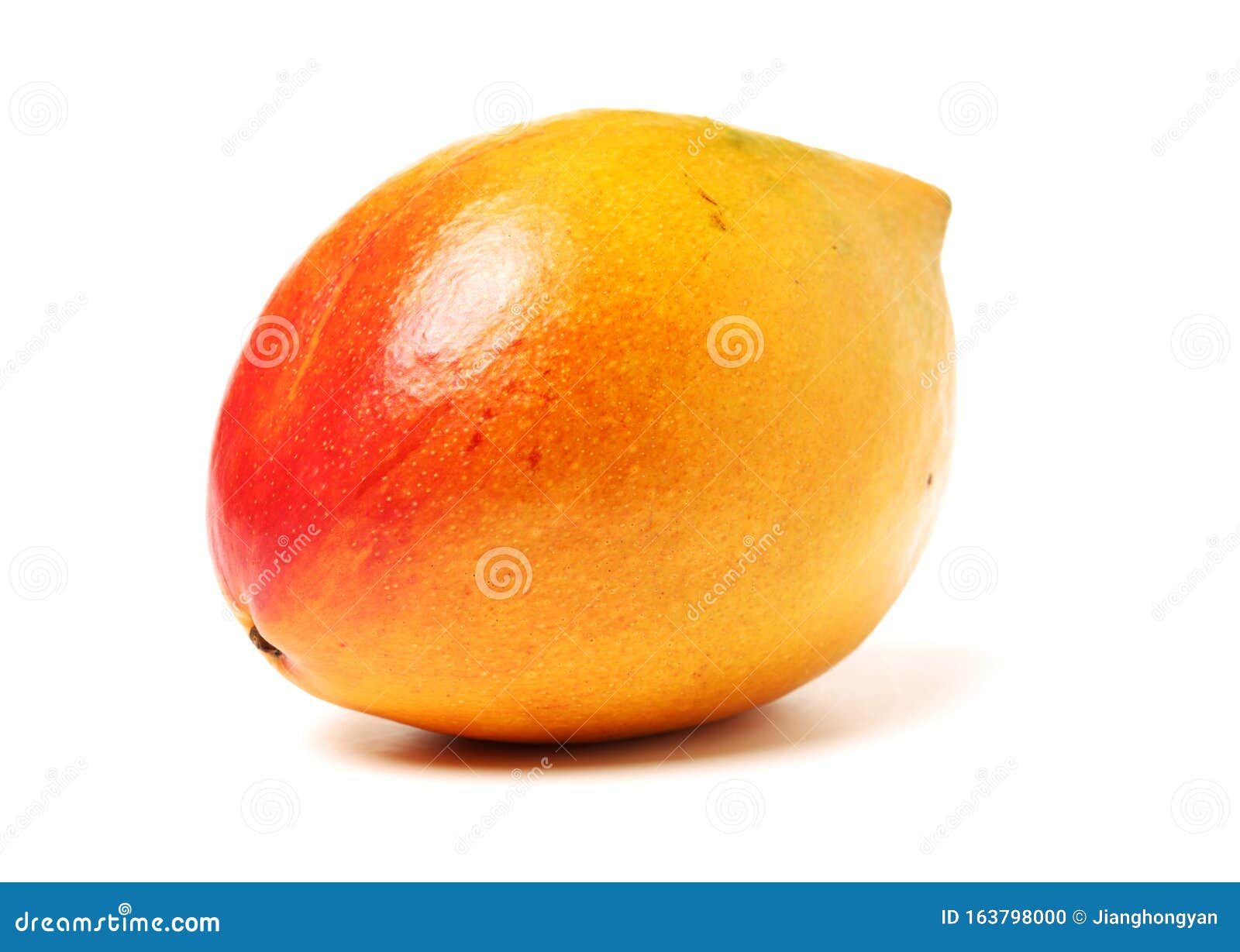 Mango con fondo blanco foto de archivo. Imagen de ingrediente - 163798000