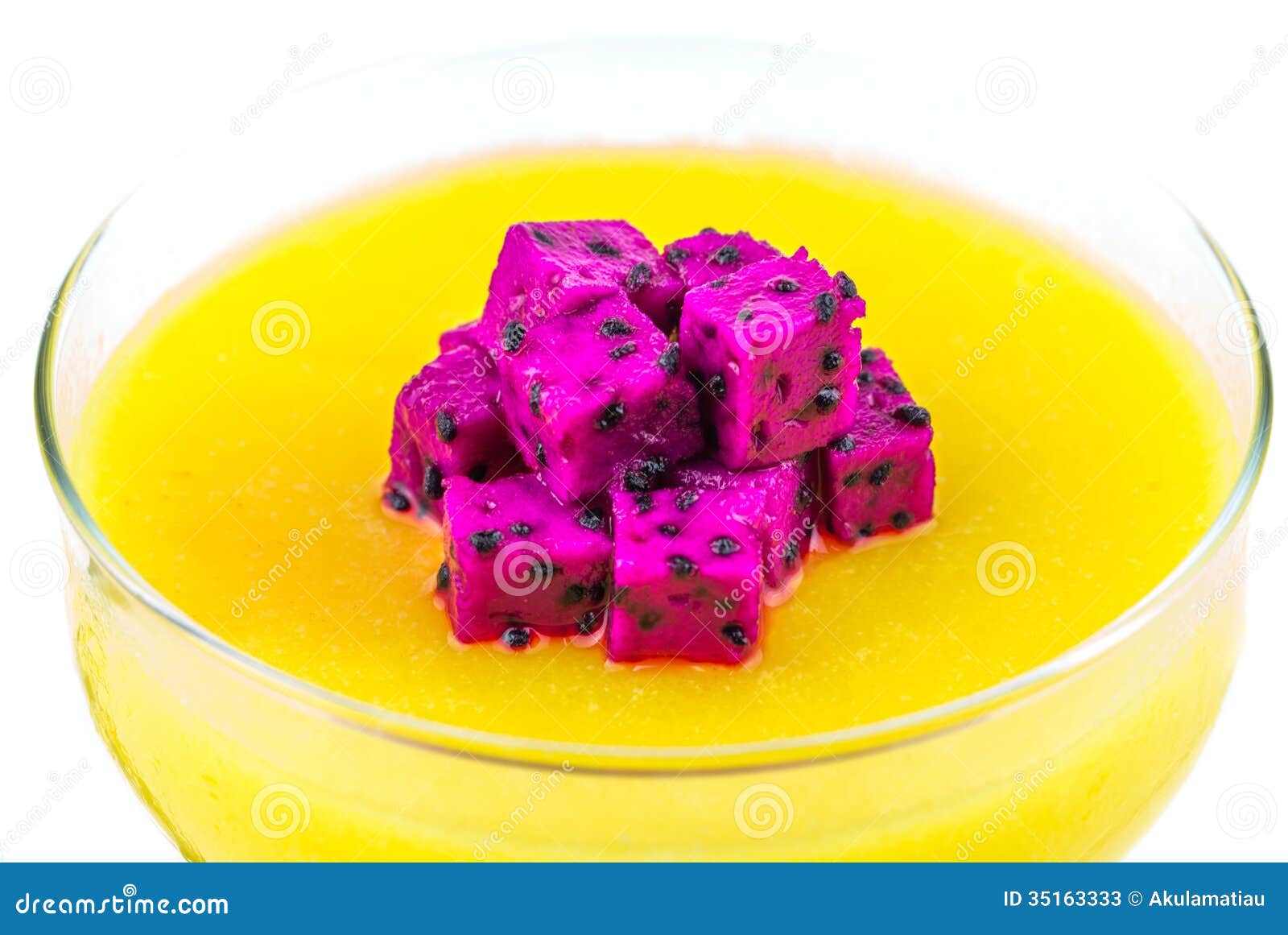 Mango Dragon Fruit Pudding V Imagen de archivo - Imagen de mango, crema ...