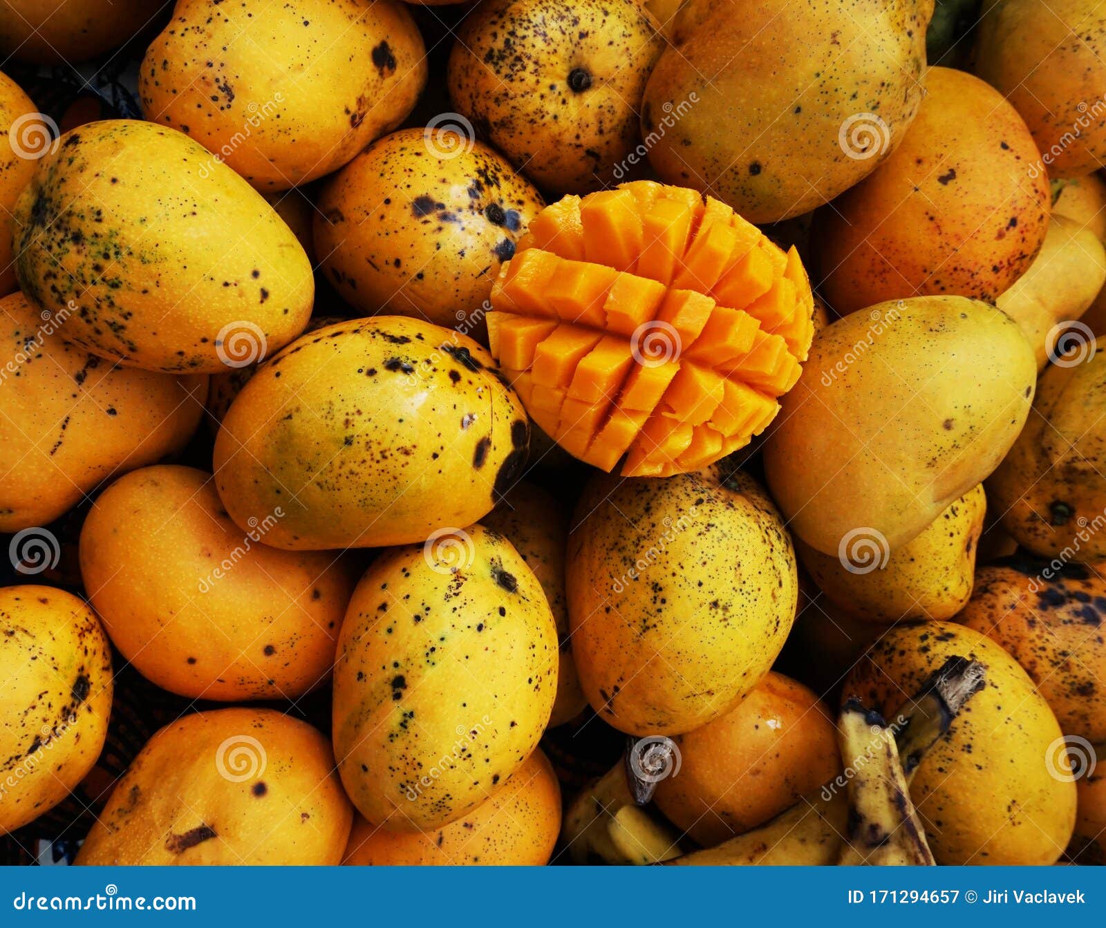 Mango fruit texture stock image. Image of color, fresh - 171294657