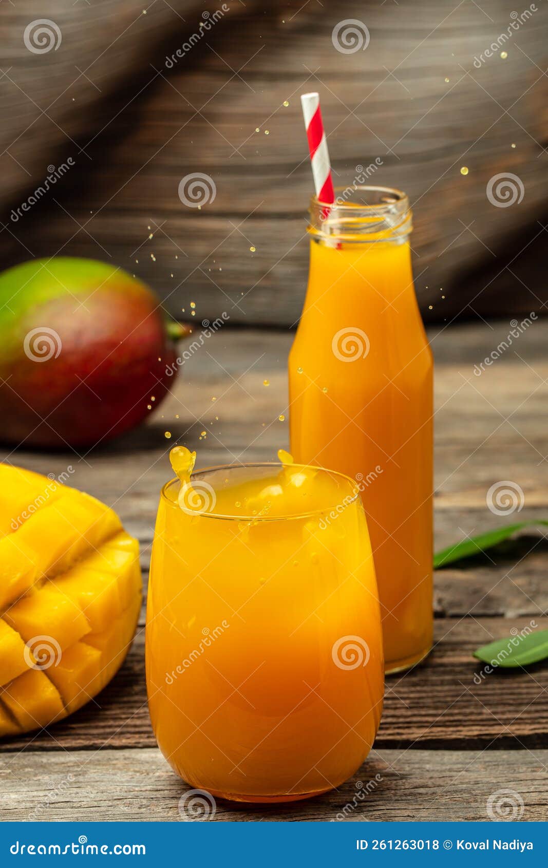 Mango Juice, Freeze Motion Splash Drops of Juice. Vertical Image Stock ...