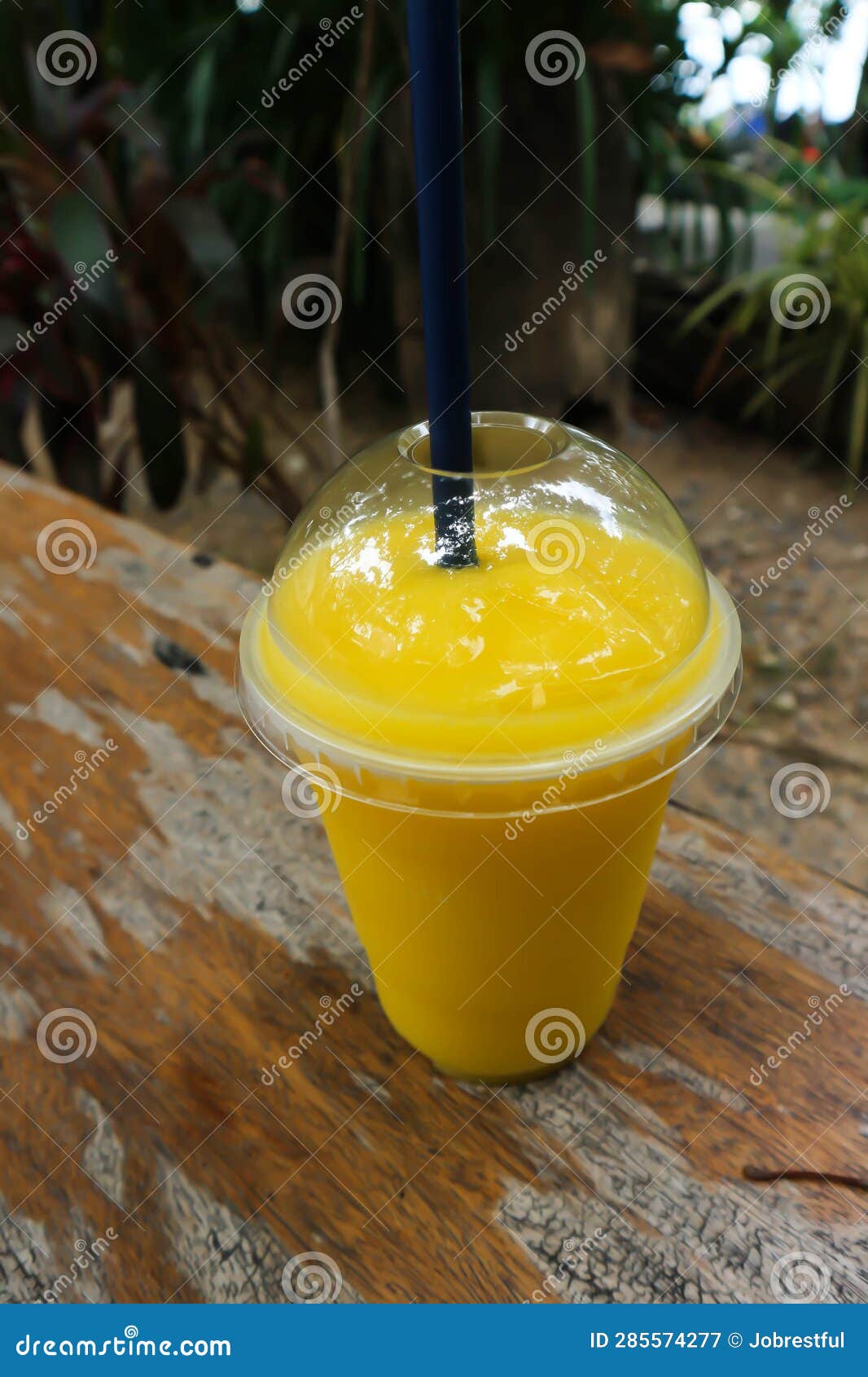 Mango Juice, Mango Smoothie or Fruit Juice Stock Image - Image of ...