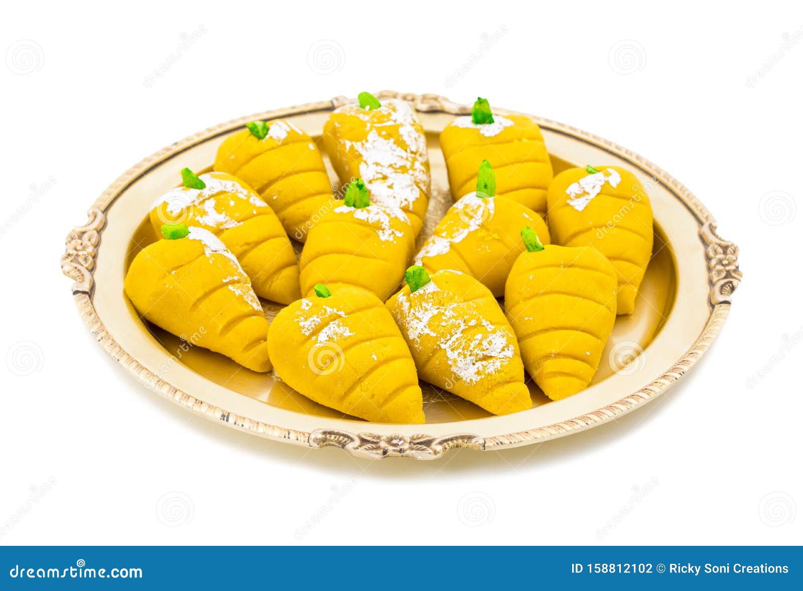 Mango Mawa Pedha O Peda, Comida Dulce India Foto de archivo - Imagen de ...