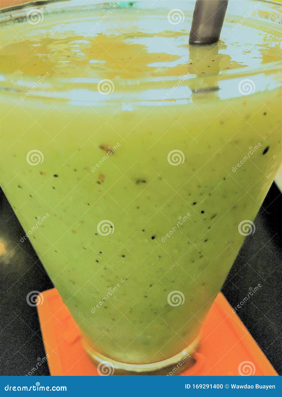 Mango Sano En Un Vaso Juicy Smoothie Del Mango Foto de archivo - Imagen ...