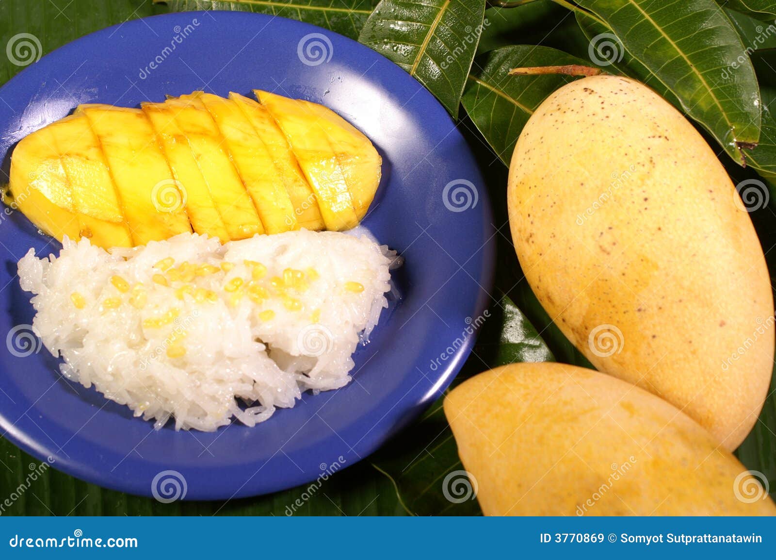 Mango Sticky Rice With Coconut Milk. Pulut Mangga Stock Photography ...