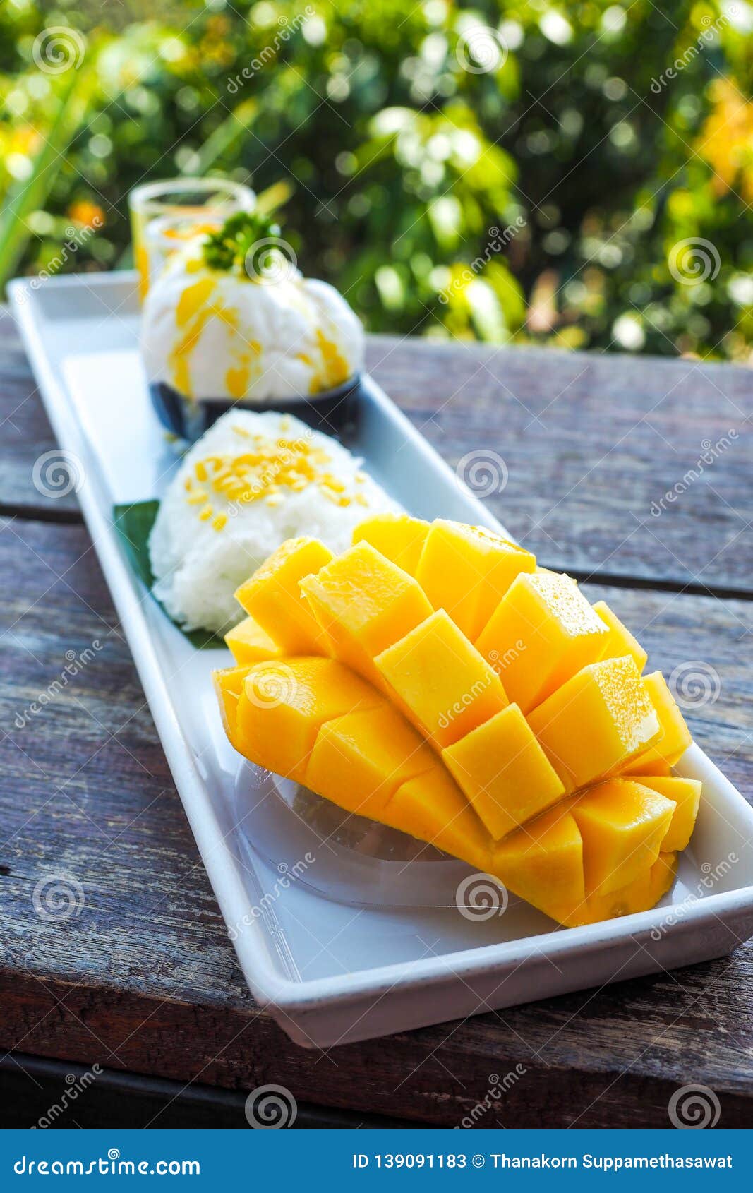 Mango Sticky Rice, Famous Thai Dessert Stock Image - Image of mango ...