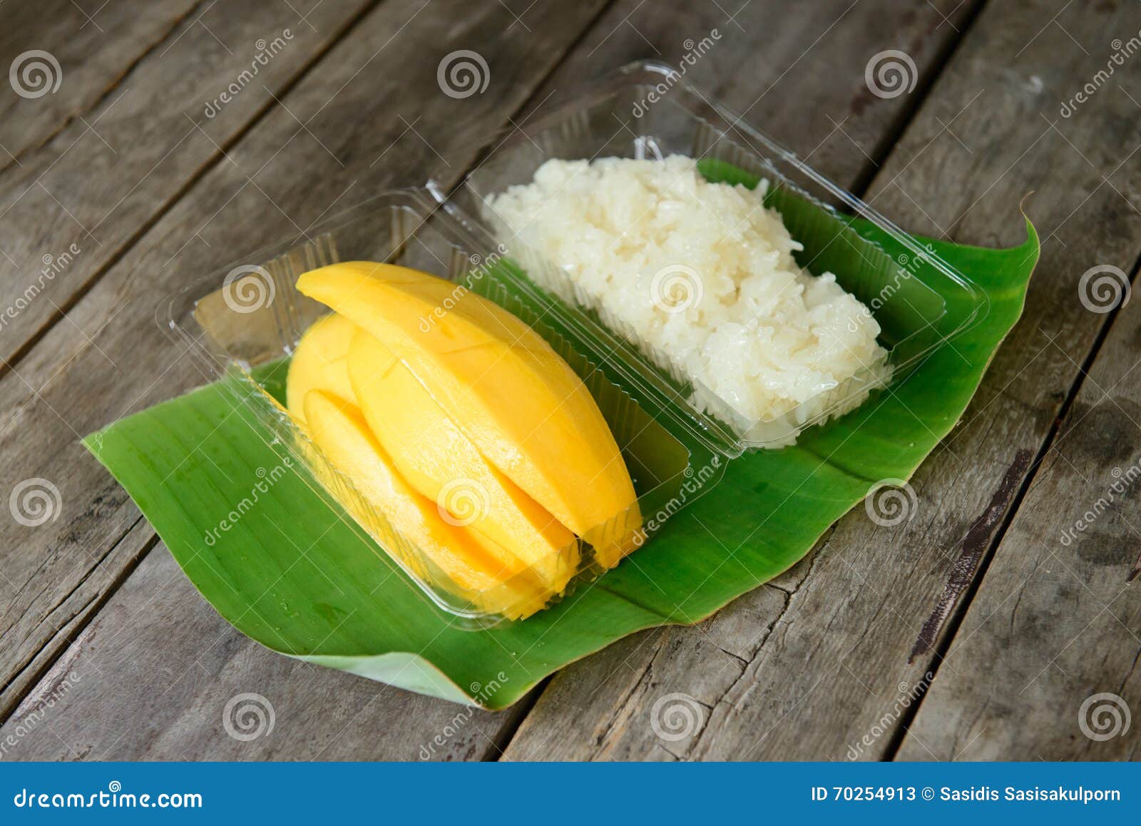 Mango Sticky Rice in Plastic Box Stock Image - Image of topping, ripe ...