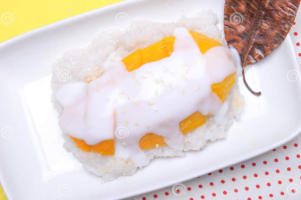Mango Sticky Rice in the Plate Stock Image - Image of cream, delicious ...