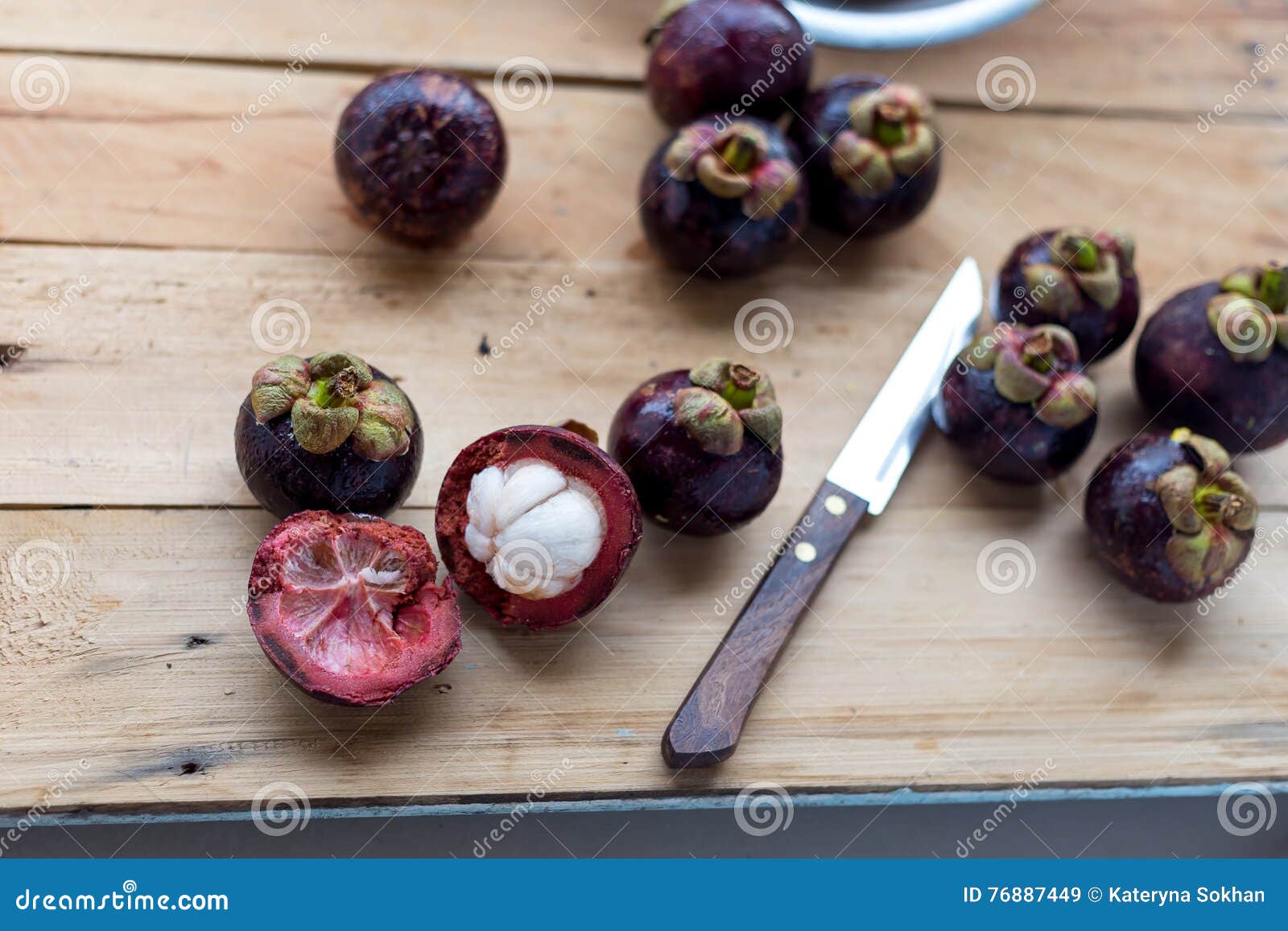 Mangustin s fruit . stock image. Image of mangustins - 76887449