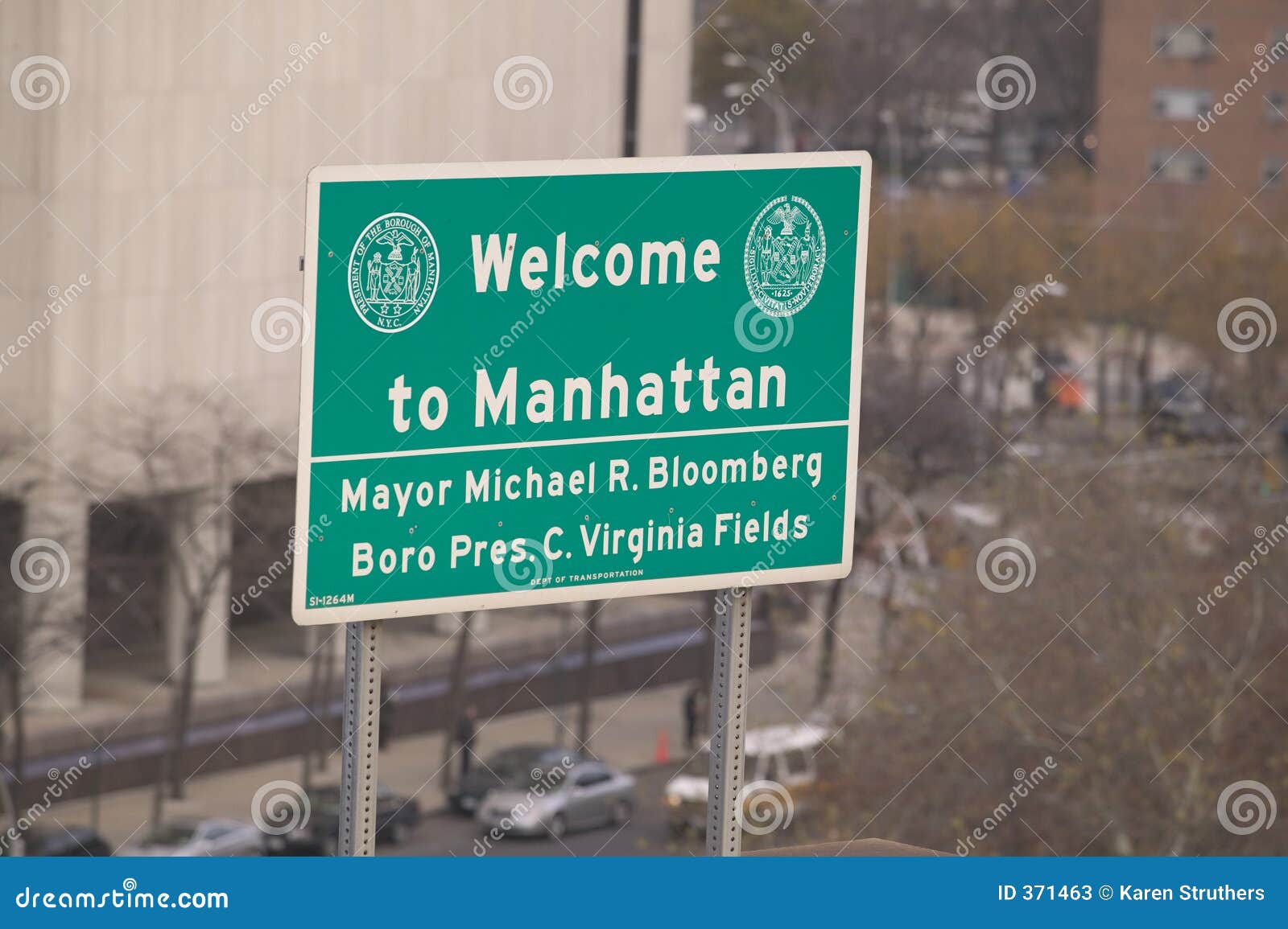 Manhattan stock image. Image of sign, cold, welcome, york - 371463
