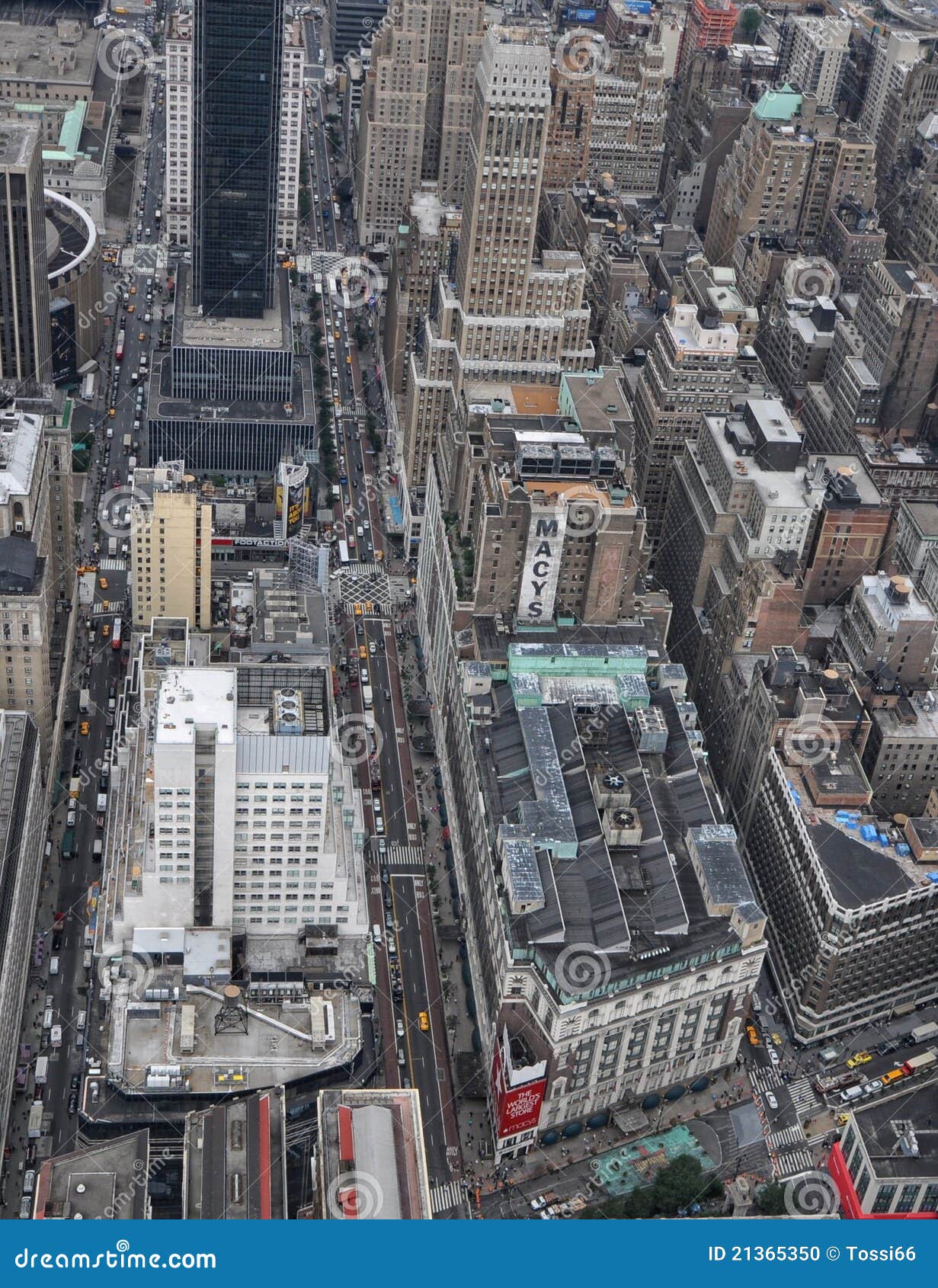 Manhattan from above editorial image. Image of scene - 21365350