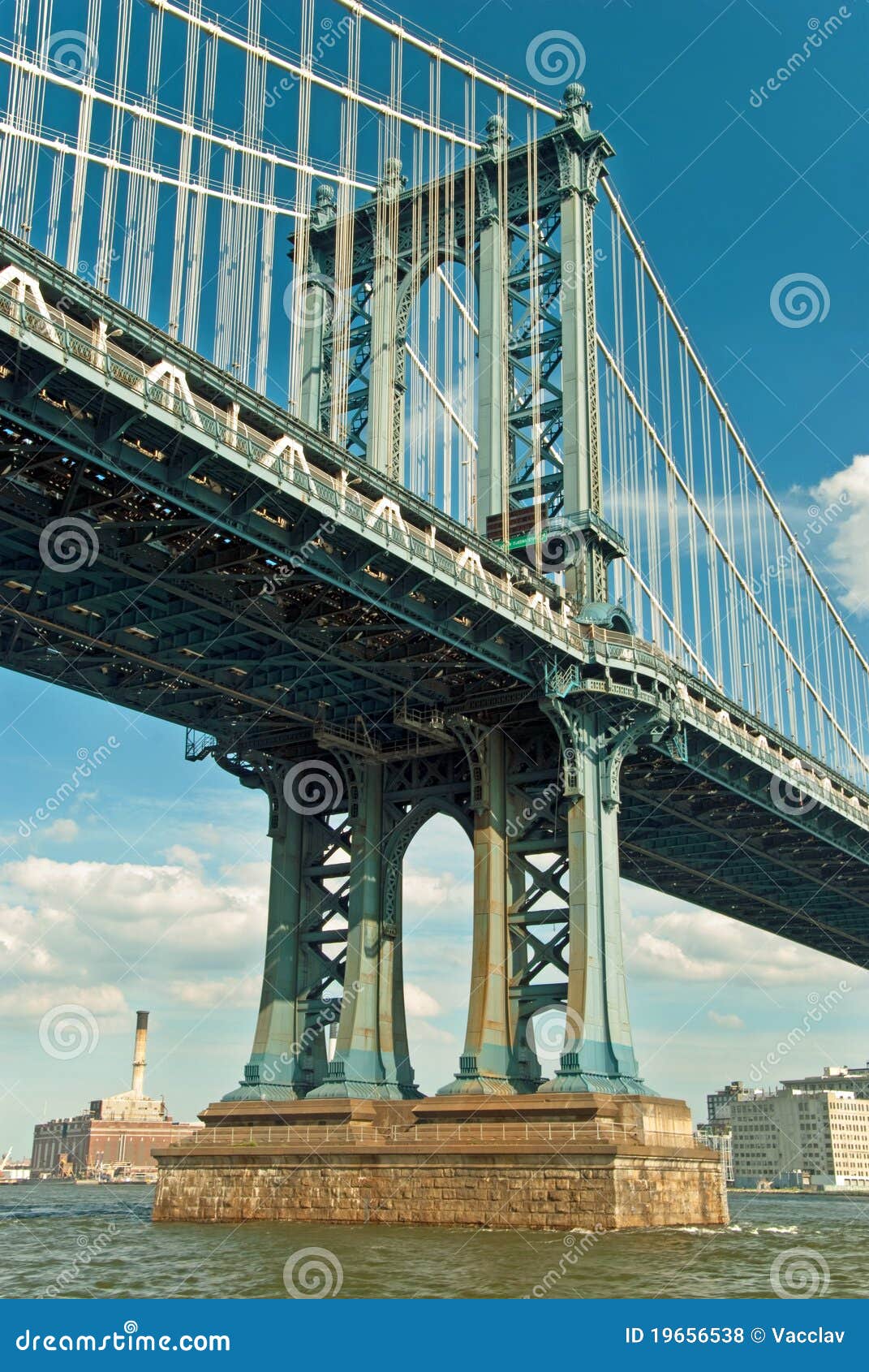 Manhattan Bridge in New York City Stock Photo - Image of monument ...