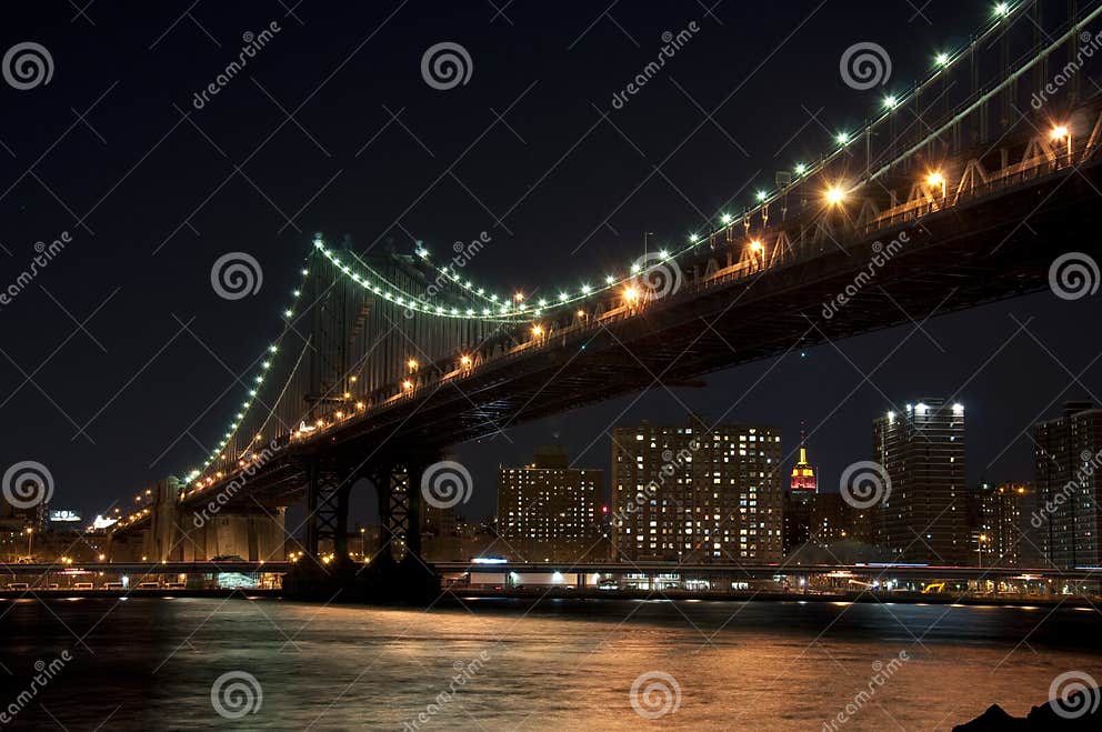 Manhattan bridge at night stock image. Image of cityscape - 17207055