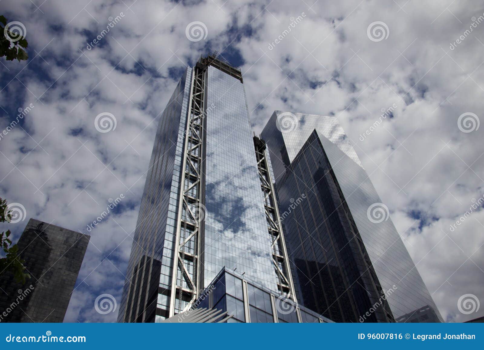 Manhattan - Mirror Tower - New York Stock Photo - Image of view, mirror ...