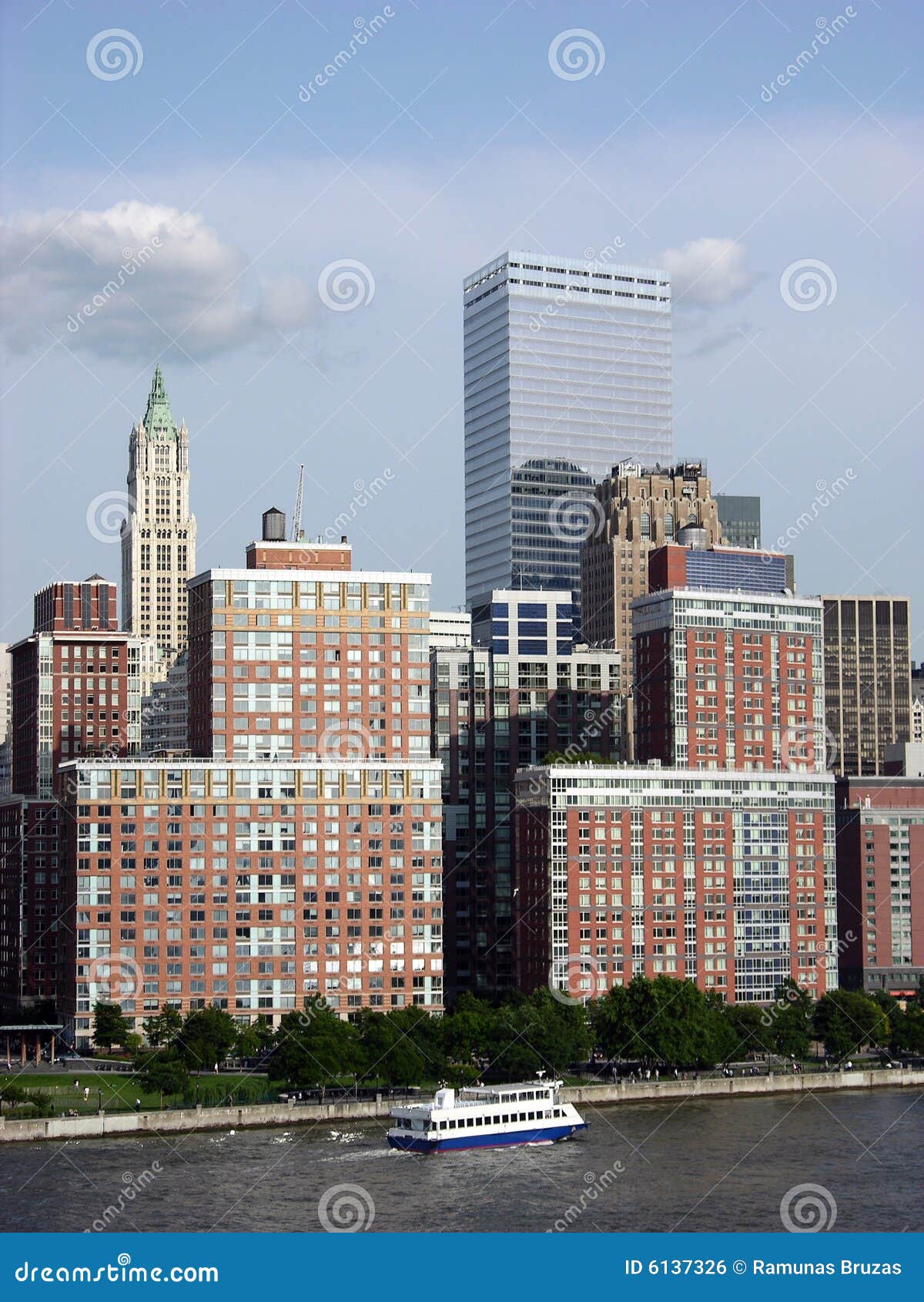 Manhattan Residence stock photo. Image of travel, destination - 6137326