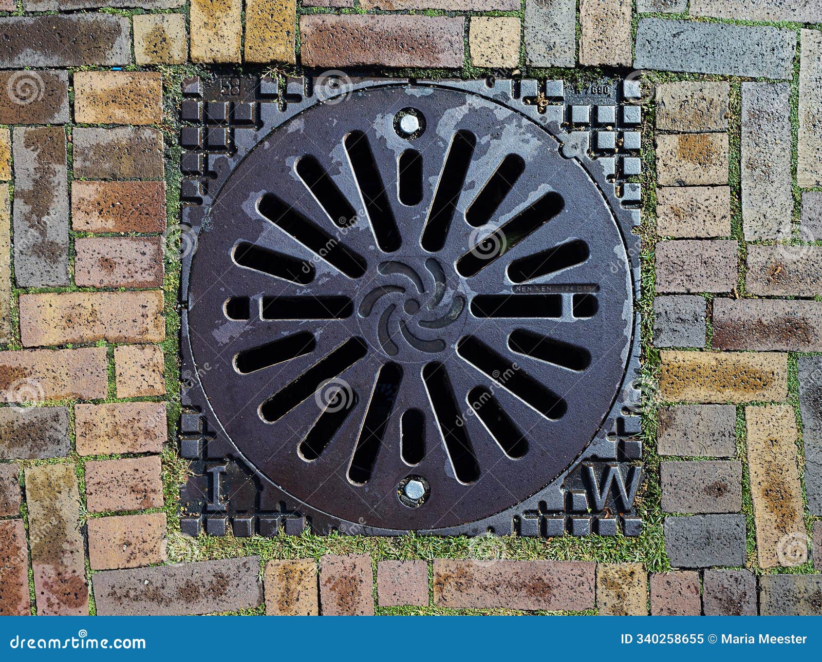 Manhole Cover in Borger editorial image. Image of water - 340258655
