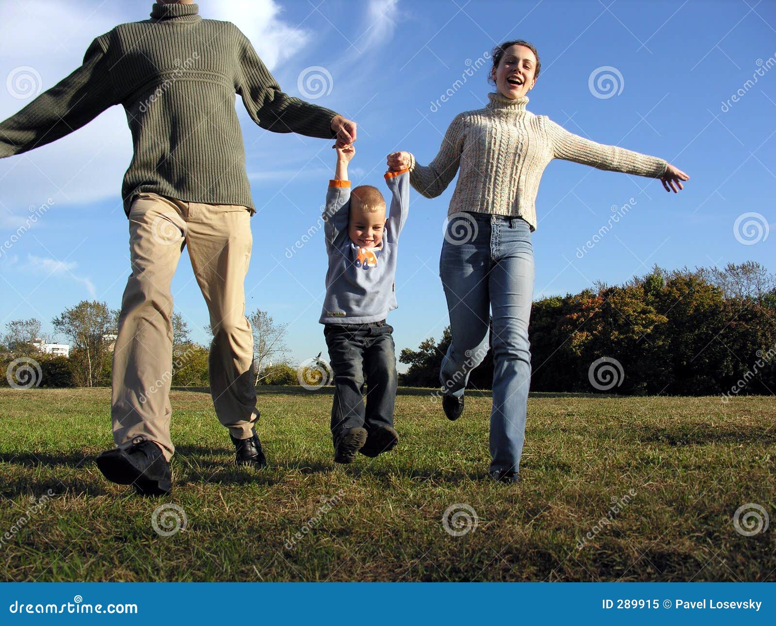 Mani Del Genitore E Del Ragazzo Immagine Stock - Immagine di lifestyle ...
