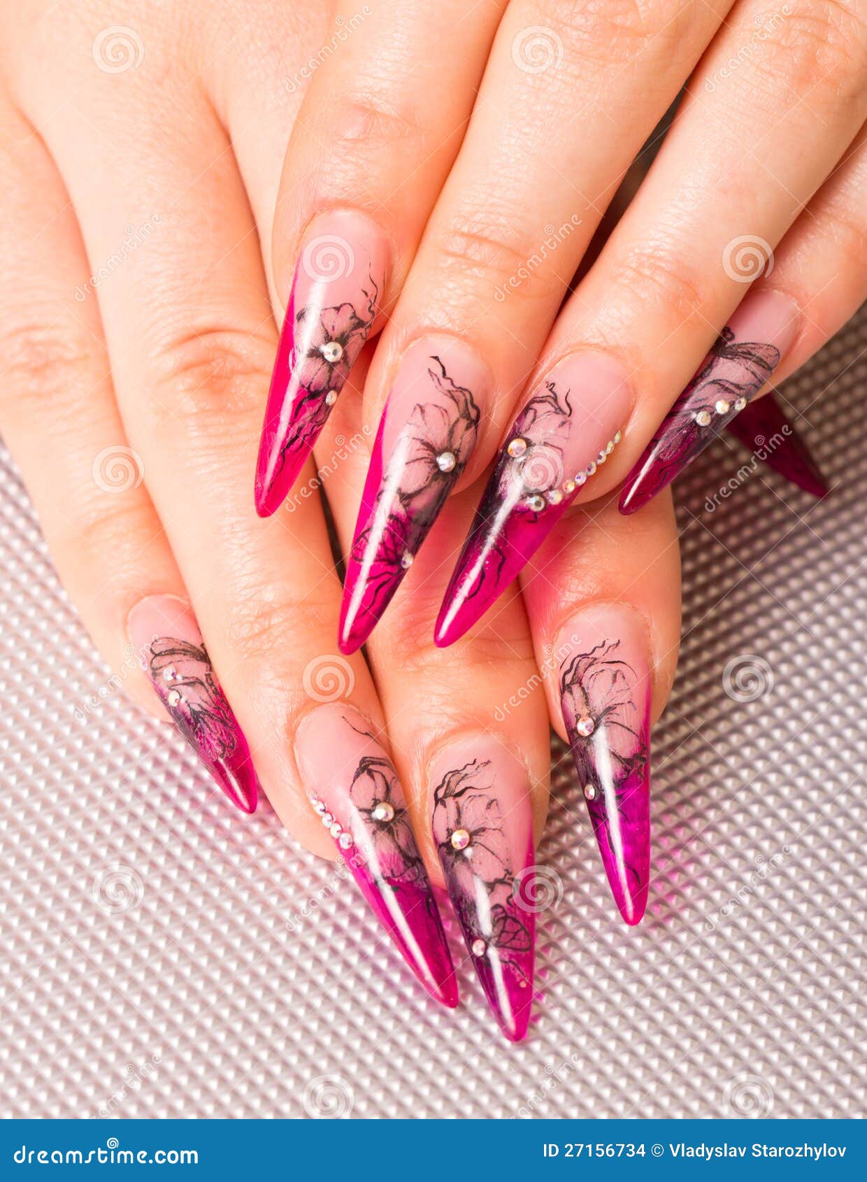 Manicure. Woman fingers stock photo. Image of petal, palm - 27156734