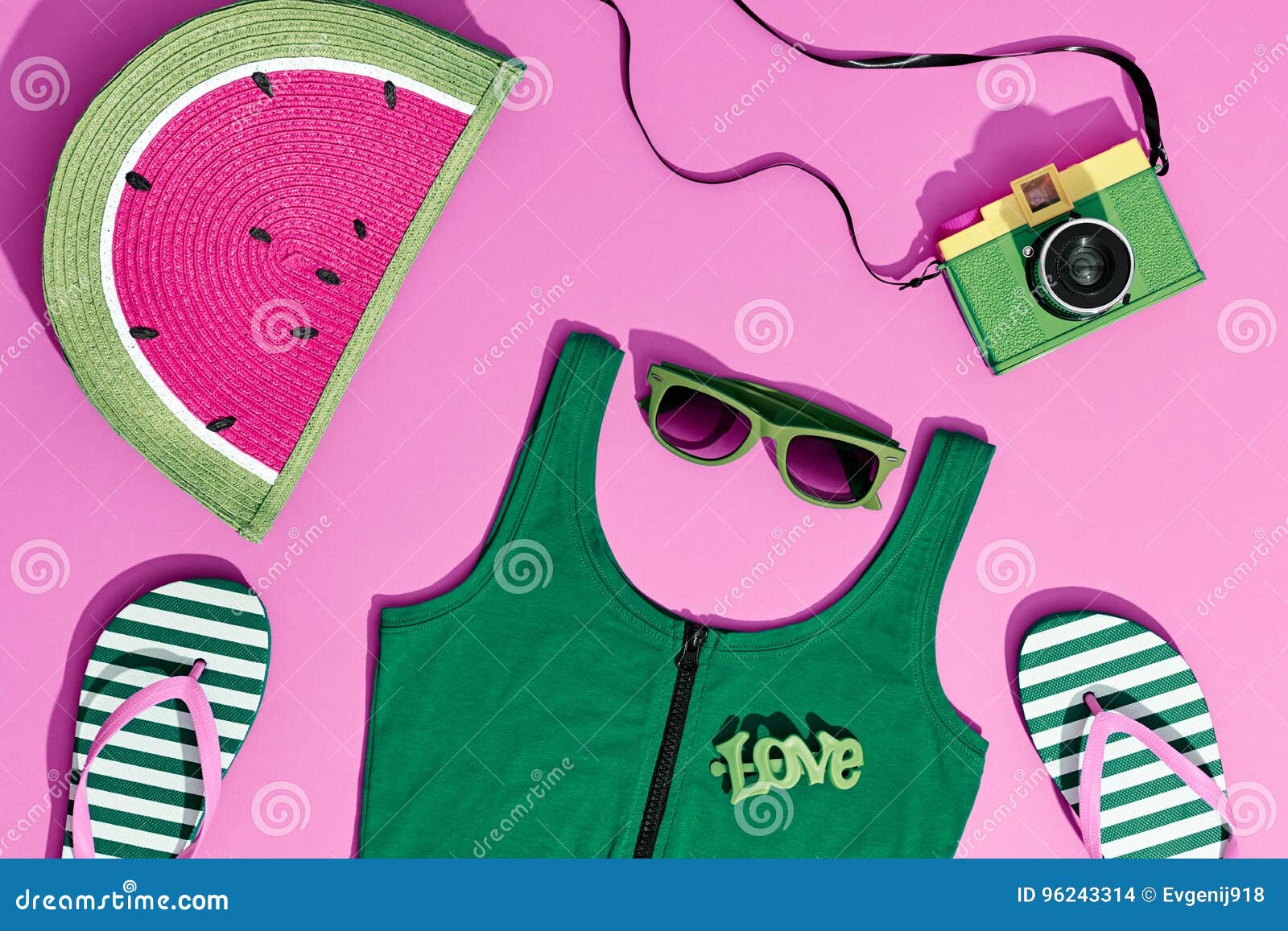 Manier Sunny Summer Beach Set Heet Strand Vibes Stock Foto - Image of ...