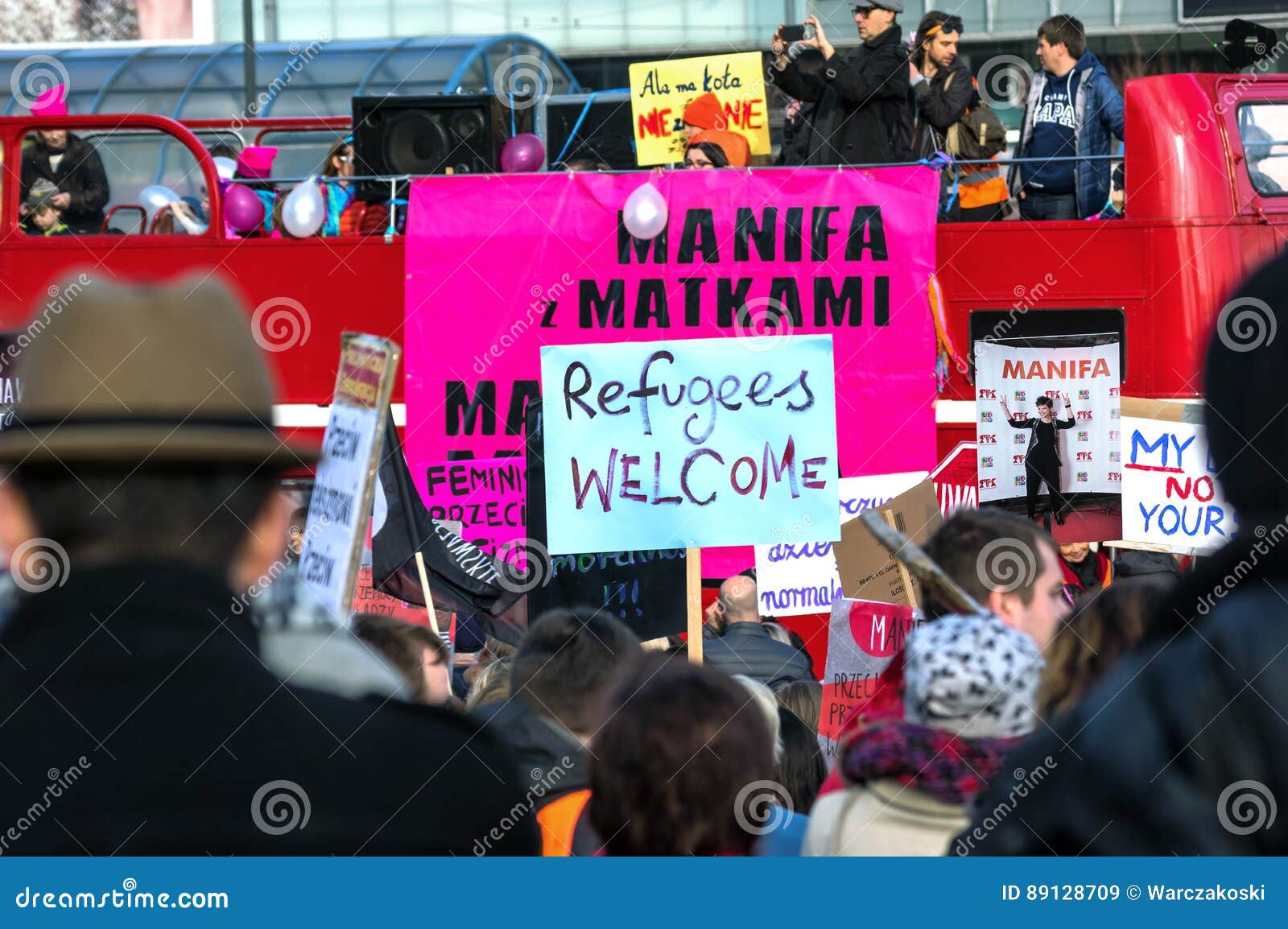 Manifa 2017 imagen de archivo editorial. Imagen de exterior - 89128709