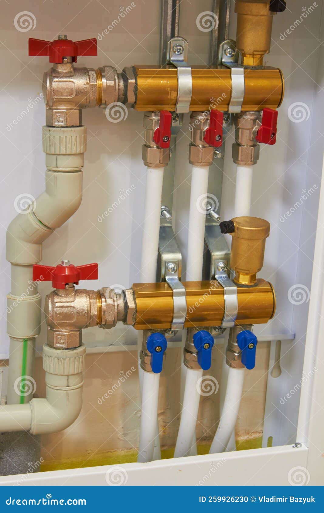 Manifold of Underfloor Heating System, Modern Heating Equipment ...